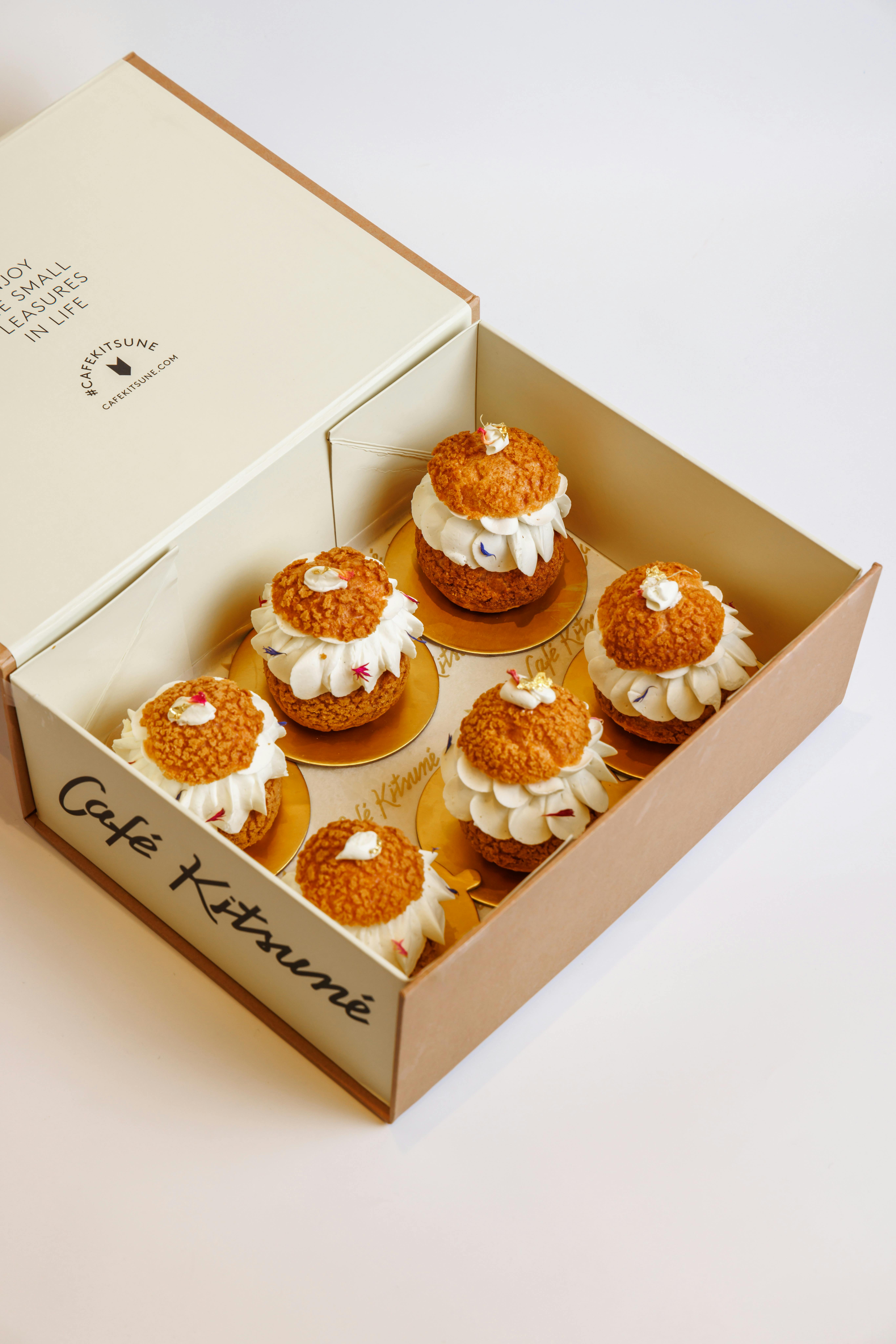 Pastry Box Photos, Download The BEST Free Pastry Box Stock Photos & HD ...