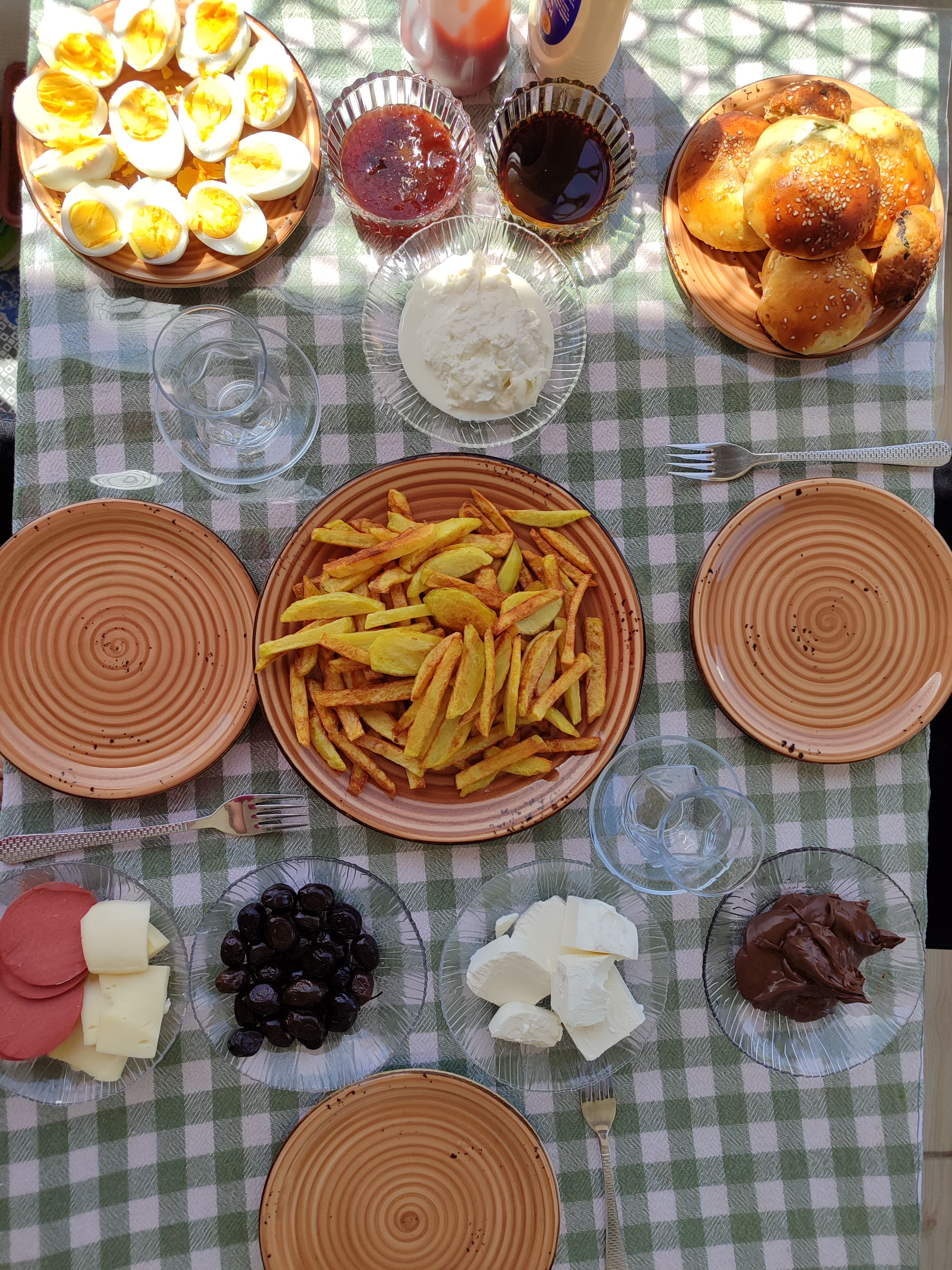 Rustic Breakfast Spread with Fresh Ingredients · Free Stock Photo