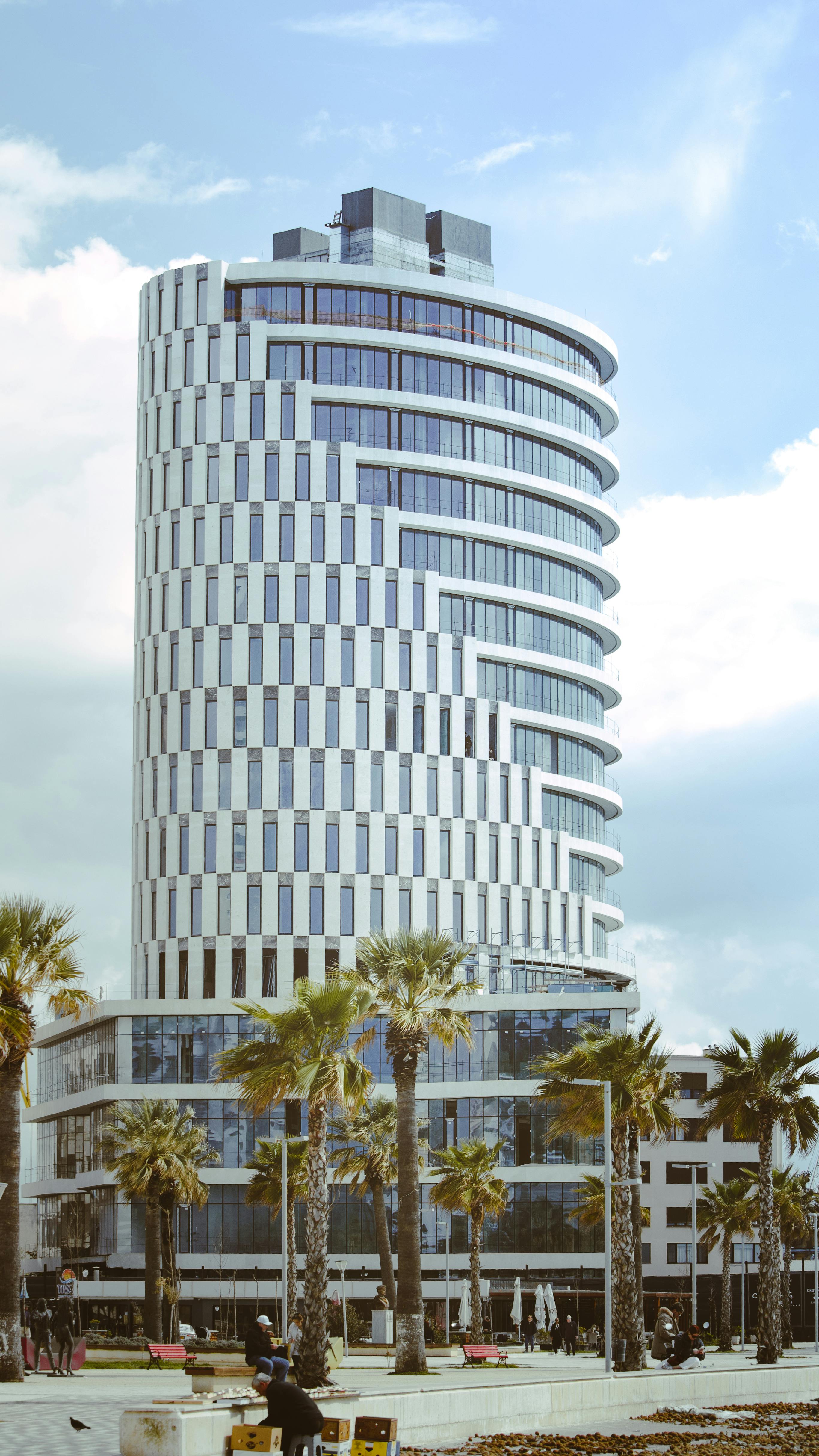 Bâtiment Rond Photos, Download The BEST Free Bâtiment Rond Stock Photos ...