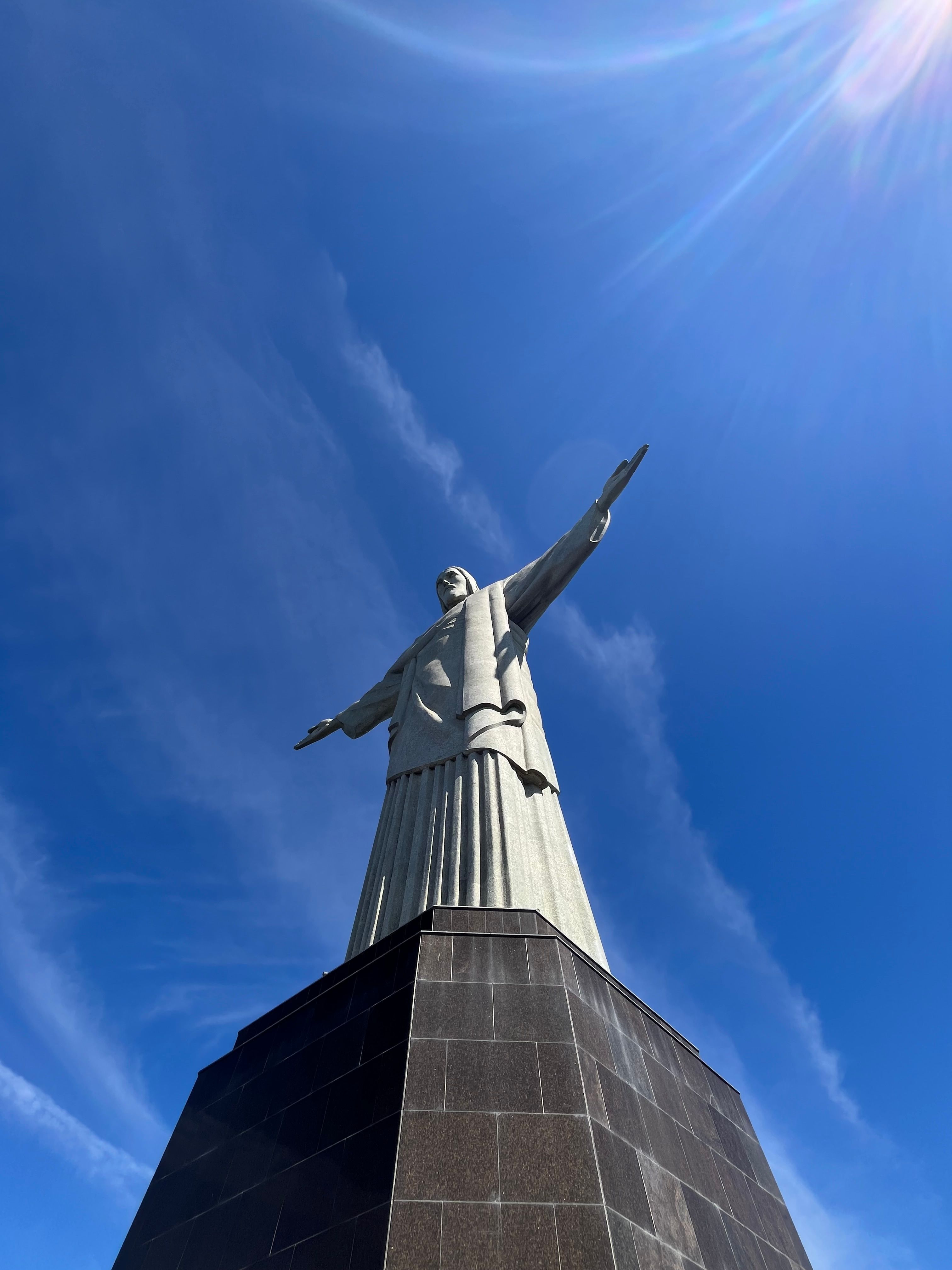 Christ the Redeemer Statue in Clear Blue Sky · Free Stock Photo