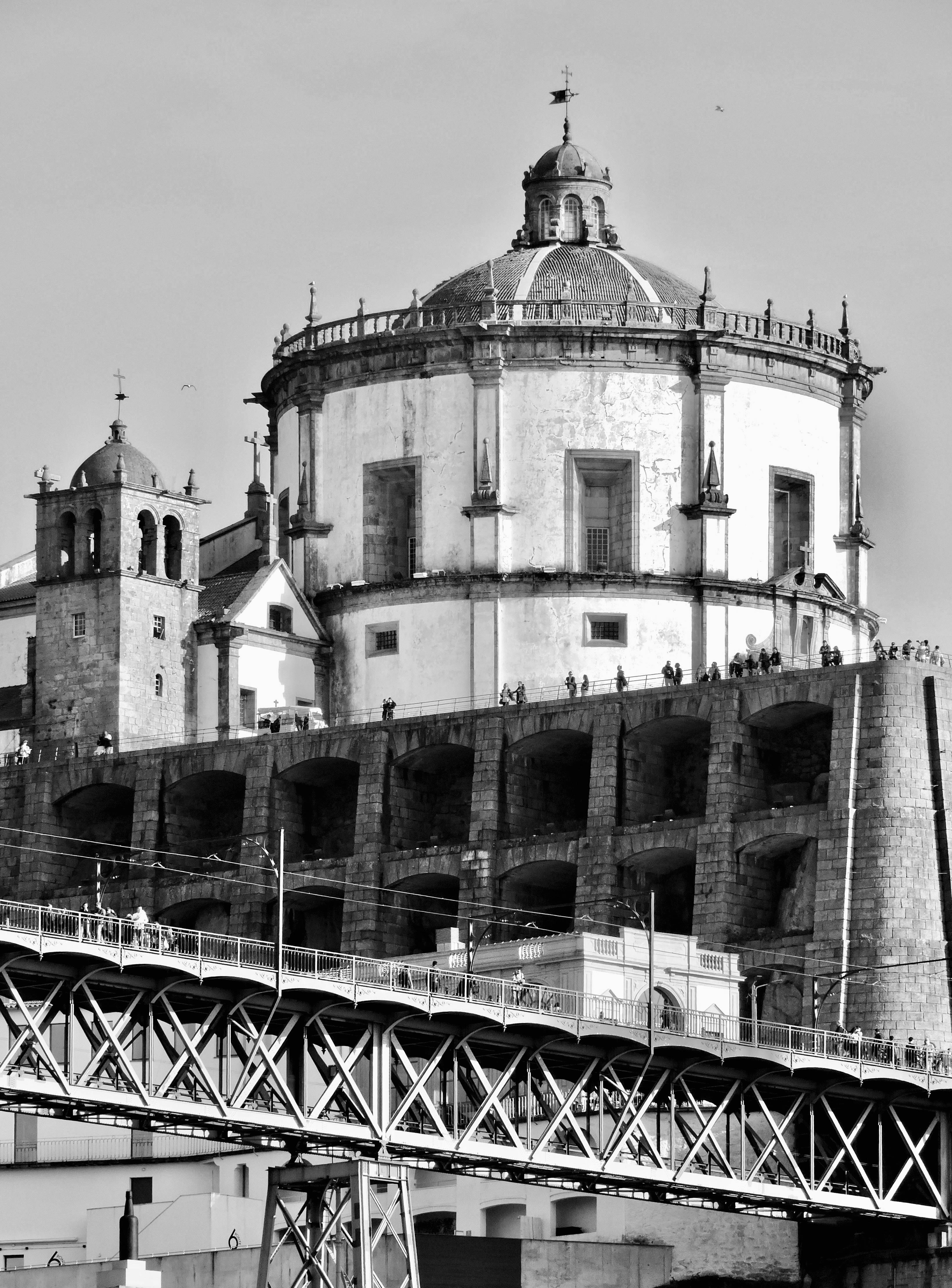Black and White Photo of Serra do Pilar Monastery · Free Stock Photo