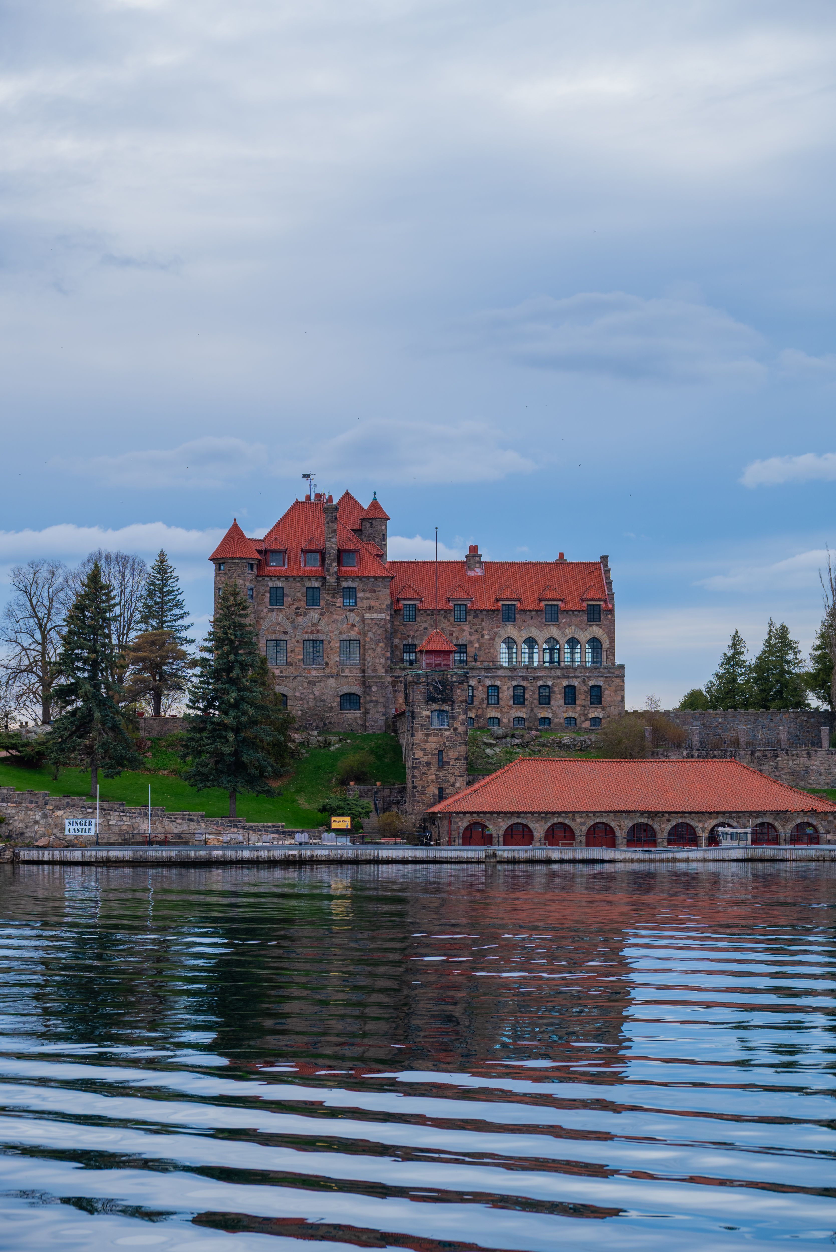 Singer Castle on Dark Island in New York · Free Stock Photo