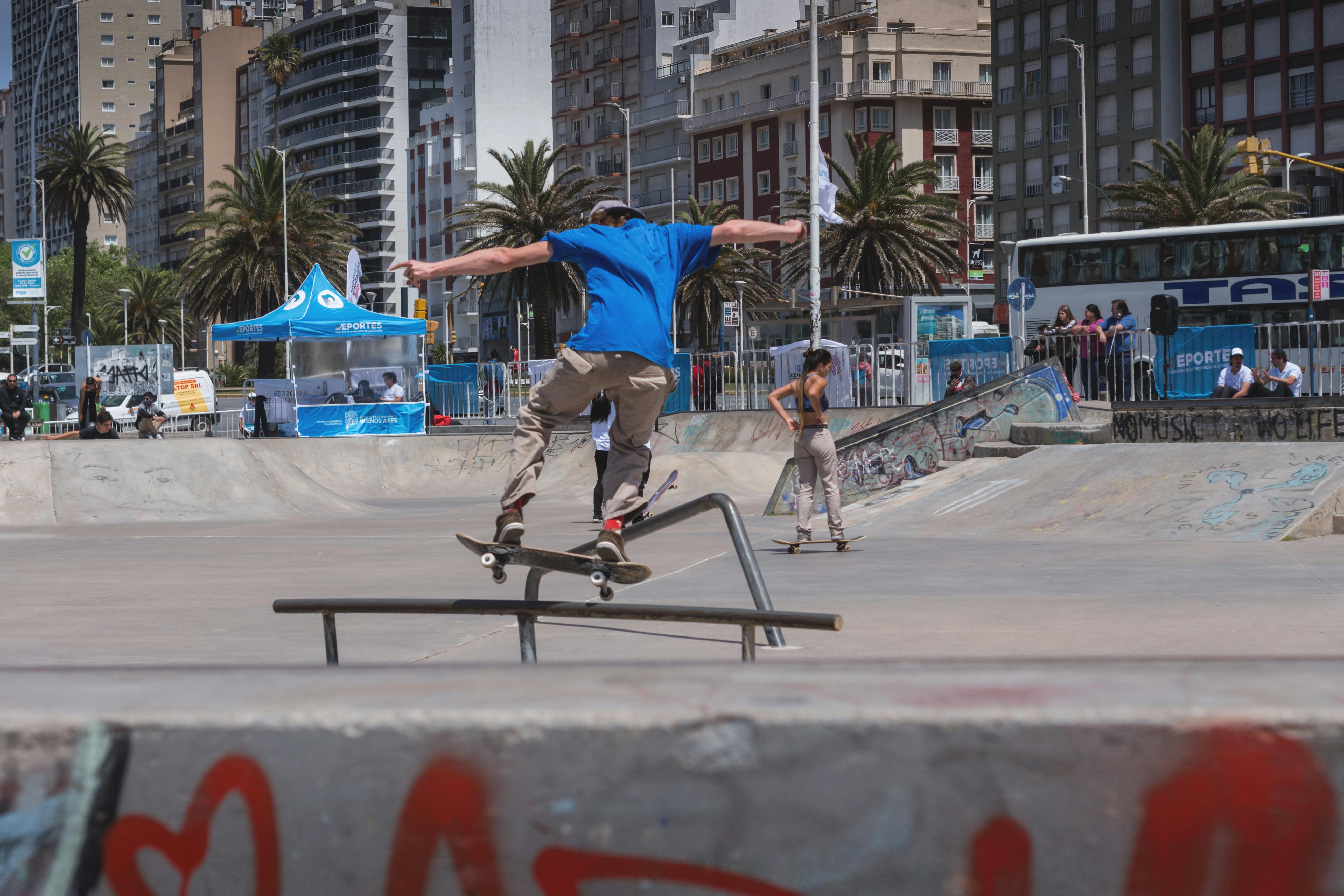 Urban Skateboarding in Mar del Plata Park · Free Stock Photo