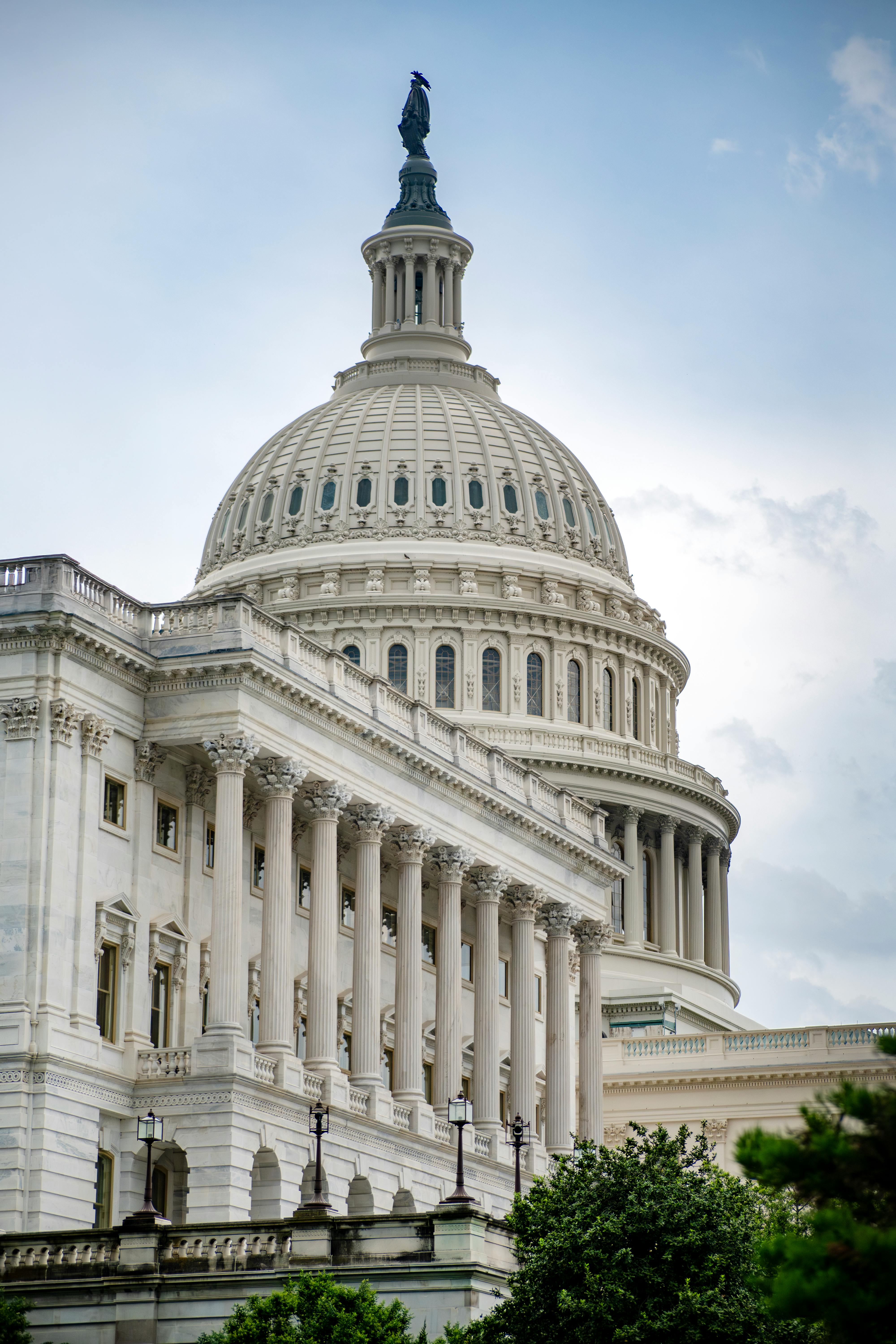 Majestic View of the US Capitol Building · Free Stock Photo