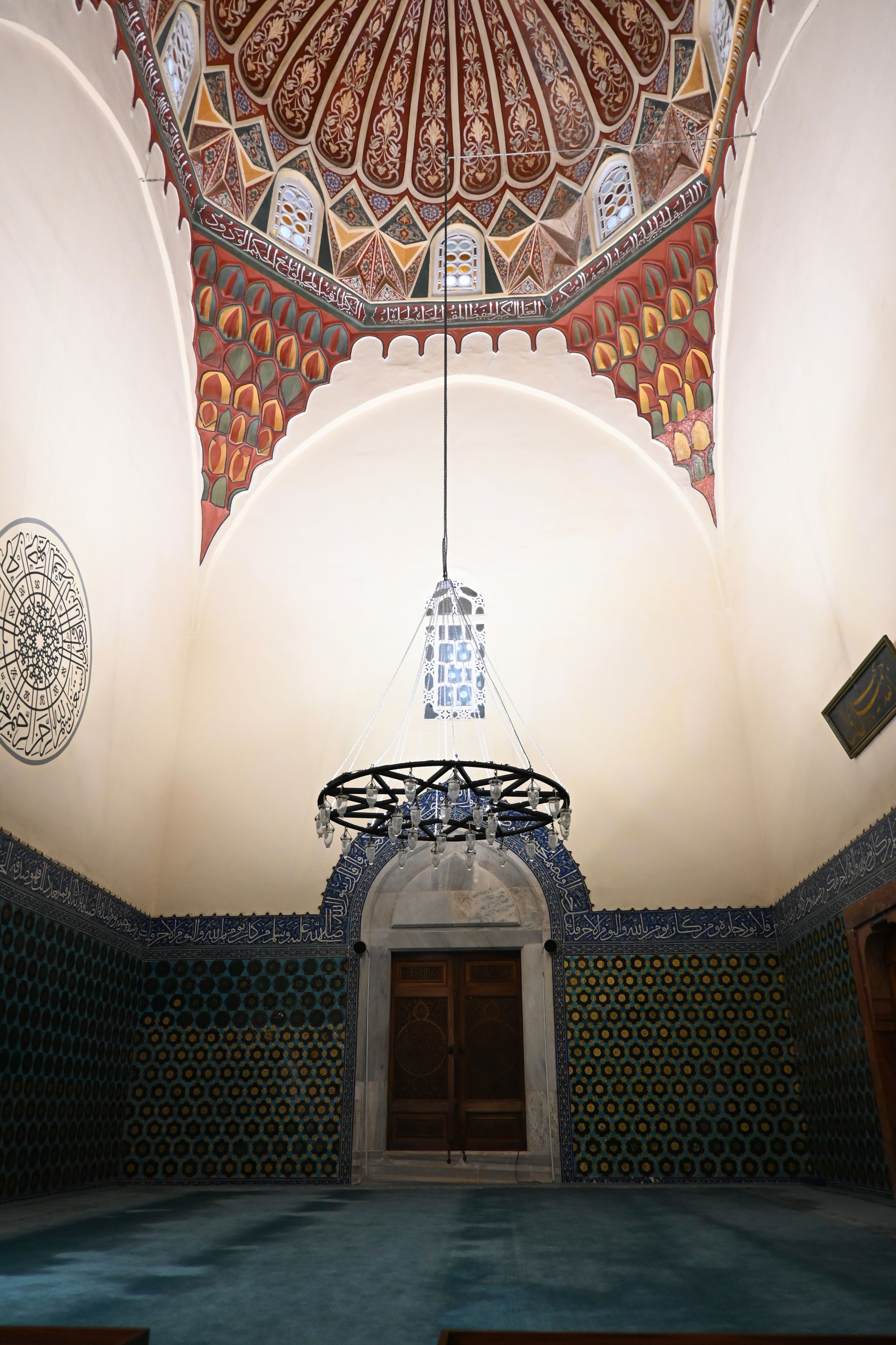 Interior of a Historic Islamic Architecture · Free Stock Photo
