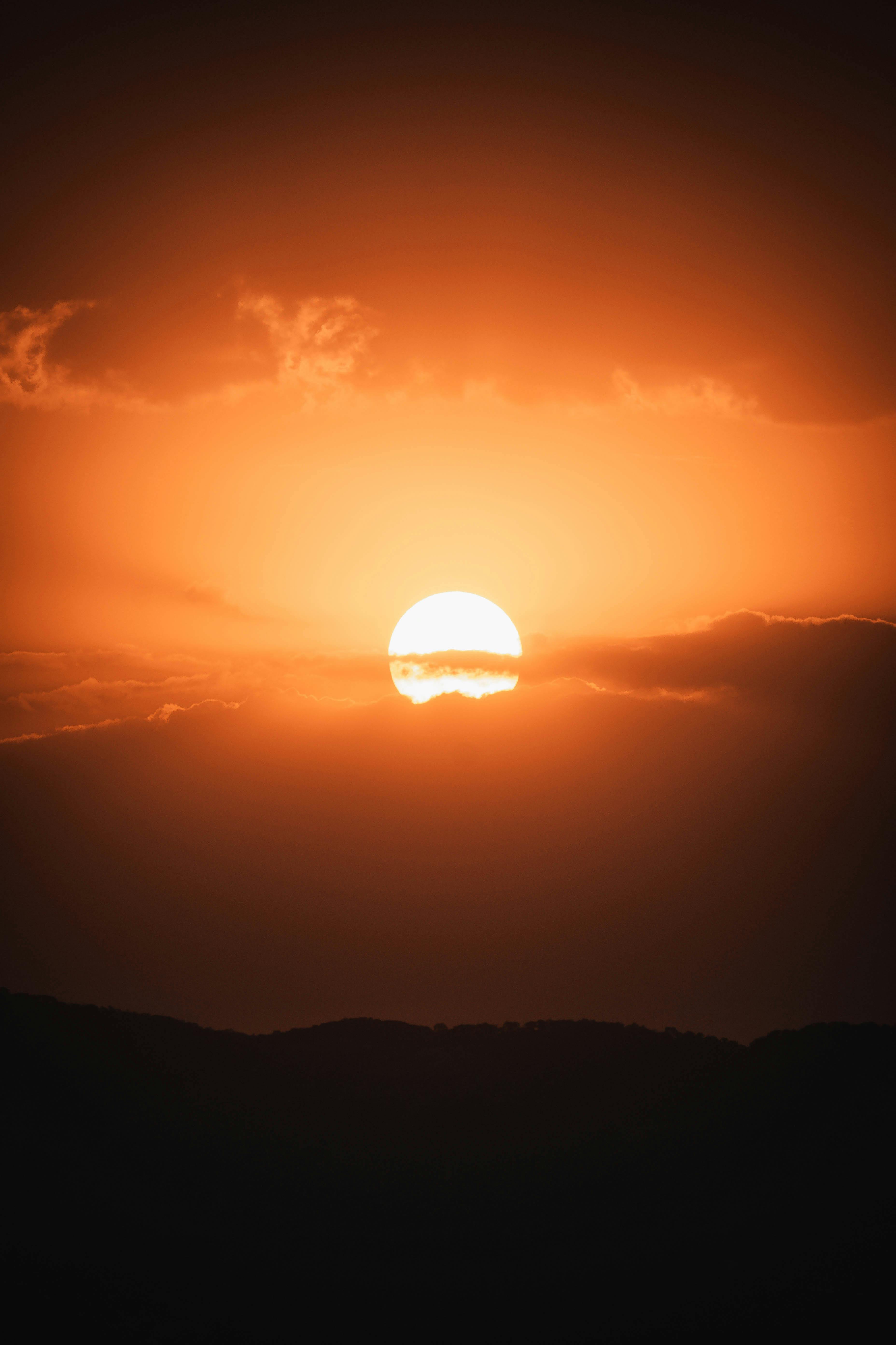 Stunning Sunset Over Hills in Guanajuato · Free Stock Photo