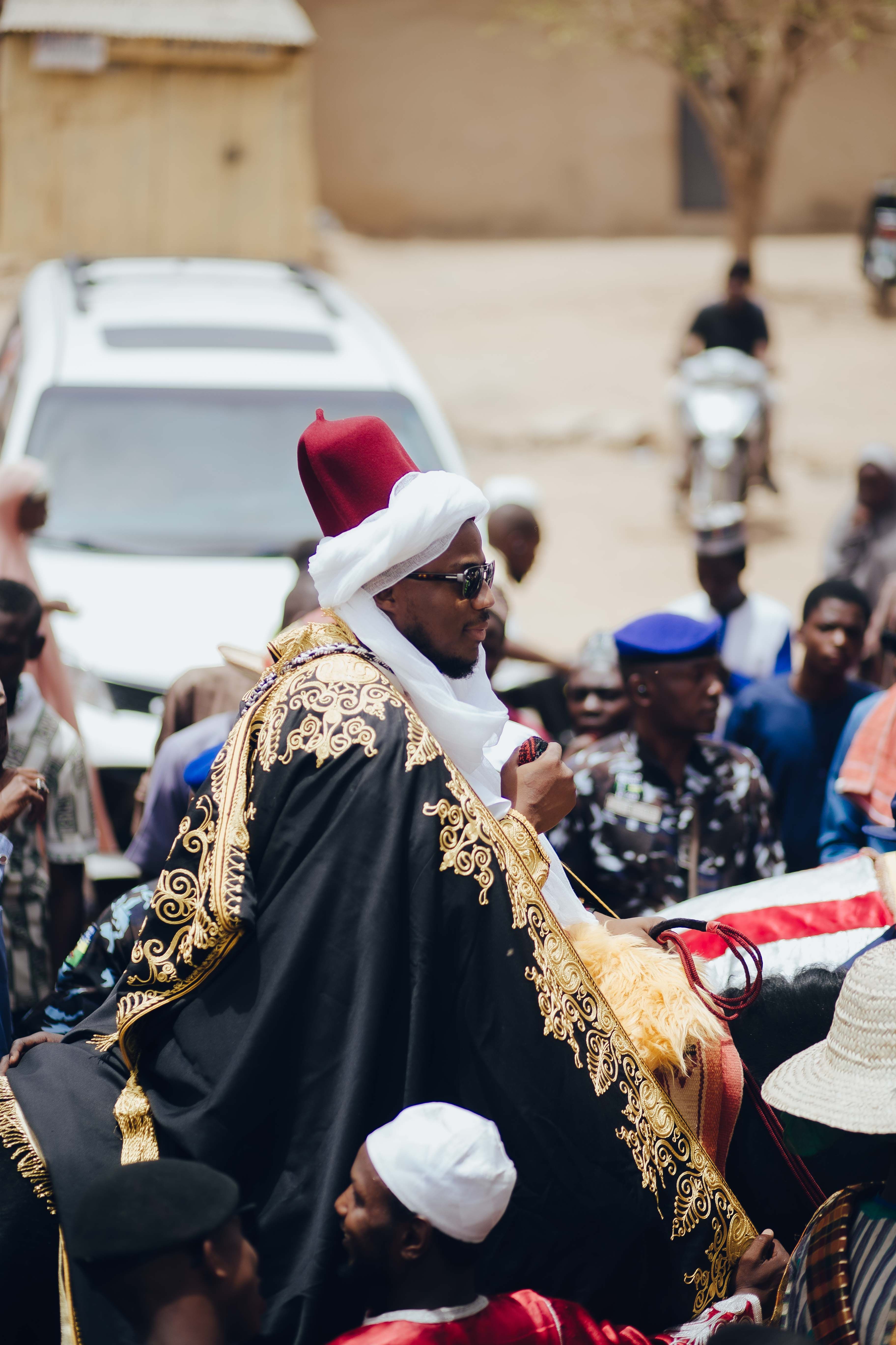 Traditional Nigerian Celebration with Royal Attire · Free Stock Photo