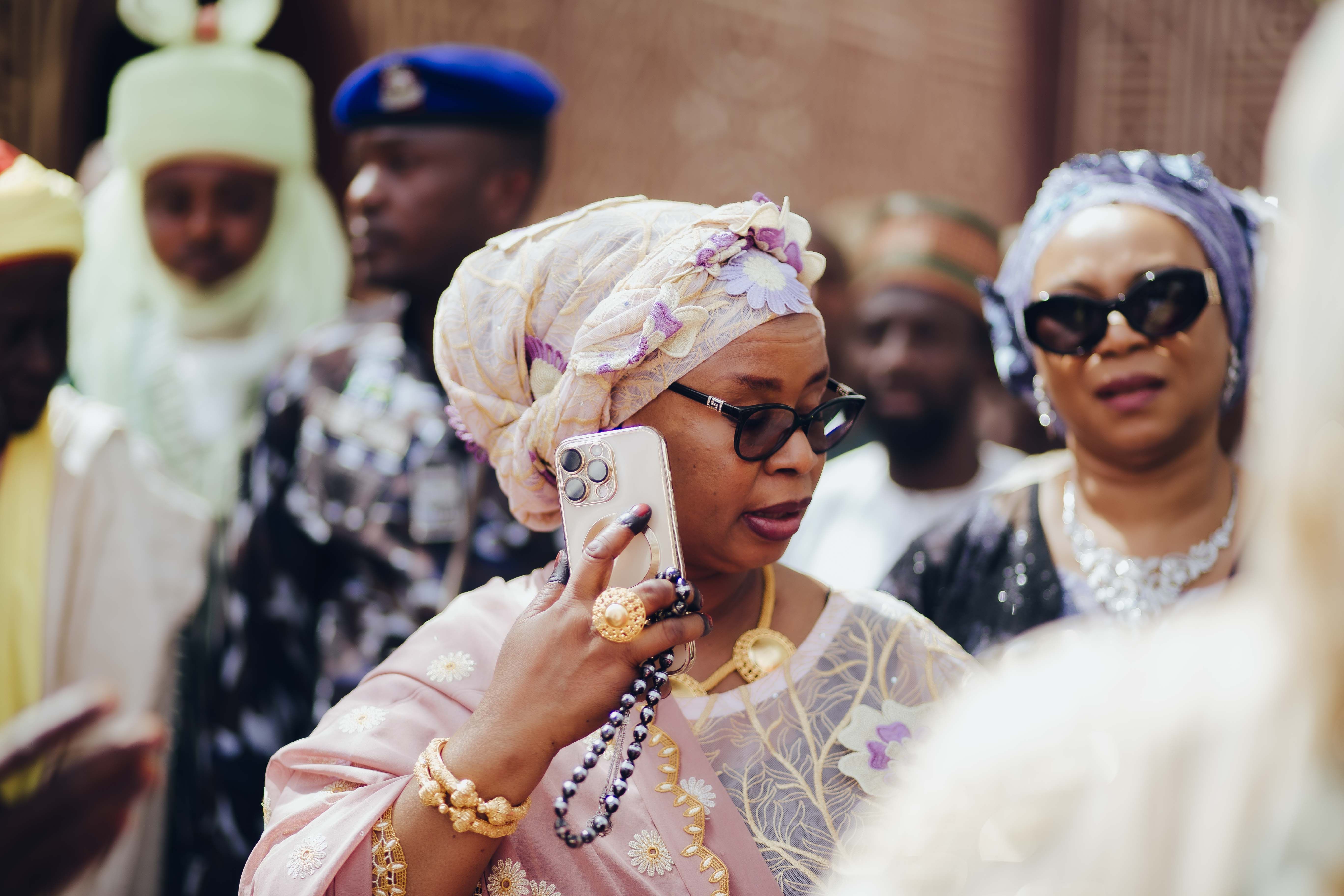 Elegant Nigerian Celebration with Cultural Attire · Free Stock Photo