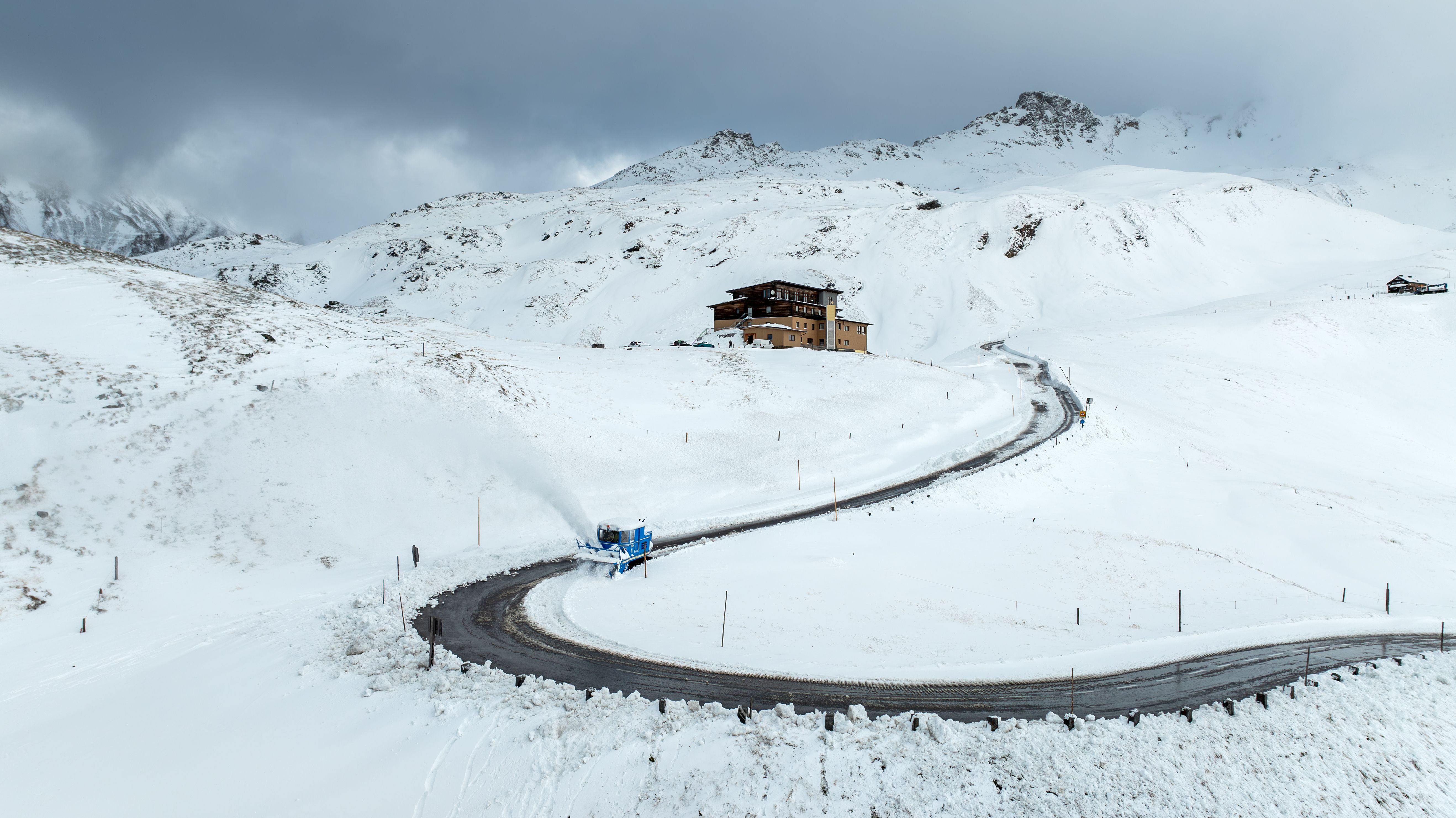 Snow-Covered Road in Heiligenblut Austria · Free Stock Photo