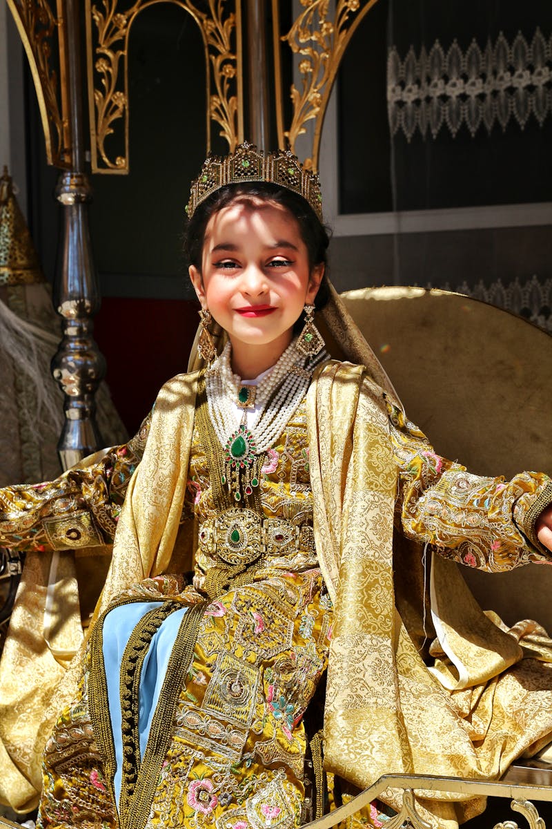 Free Crown Photos, Download The BEST Free Free Crown Stock Photos & HD ...