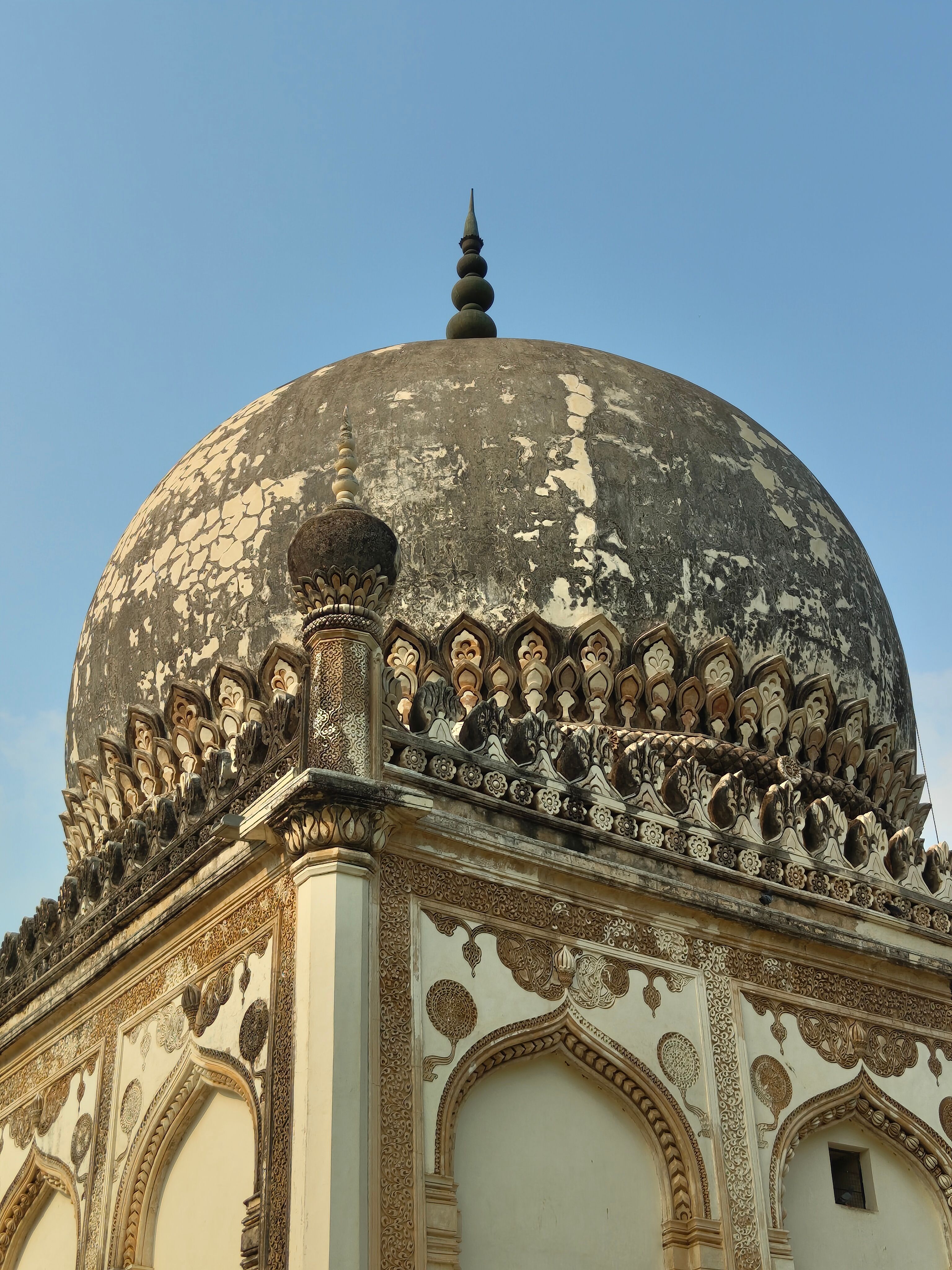 Historic Qutb Shahi Tombs Architecture in Hyderabad · Free Stock Photo