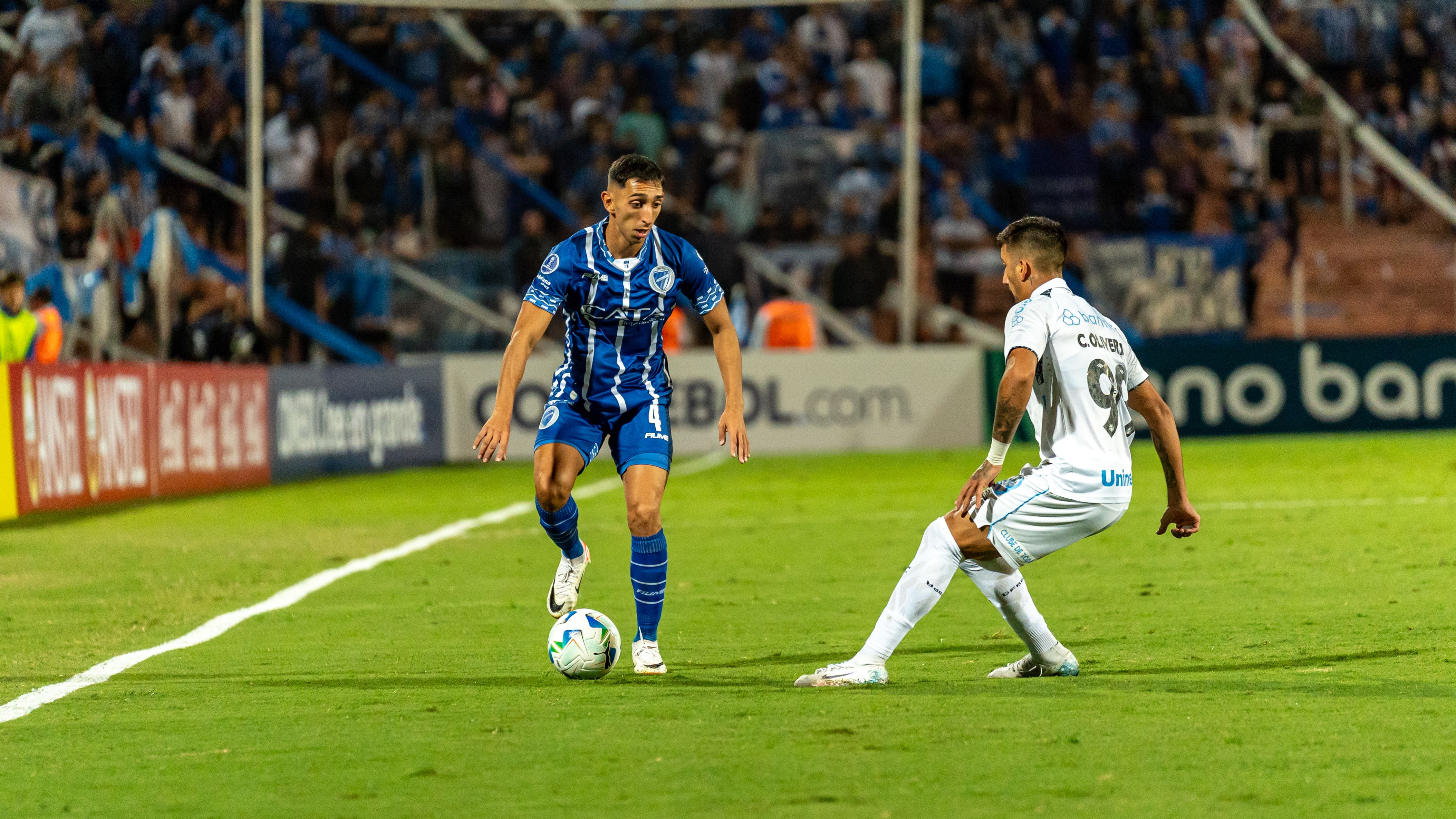 Intense Football Match Action on the Field · Free Stock Photo