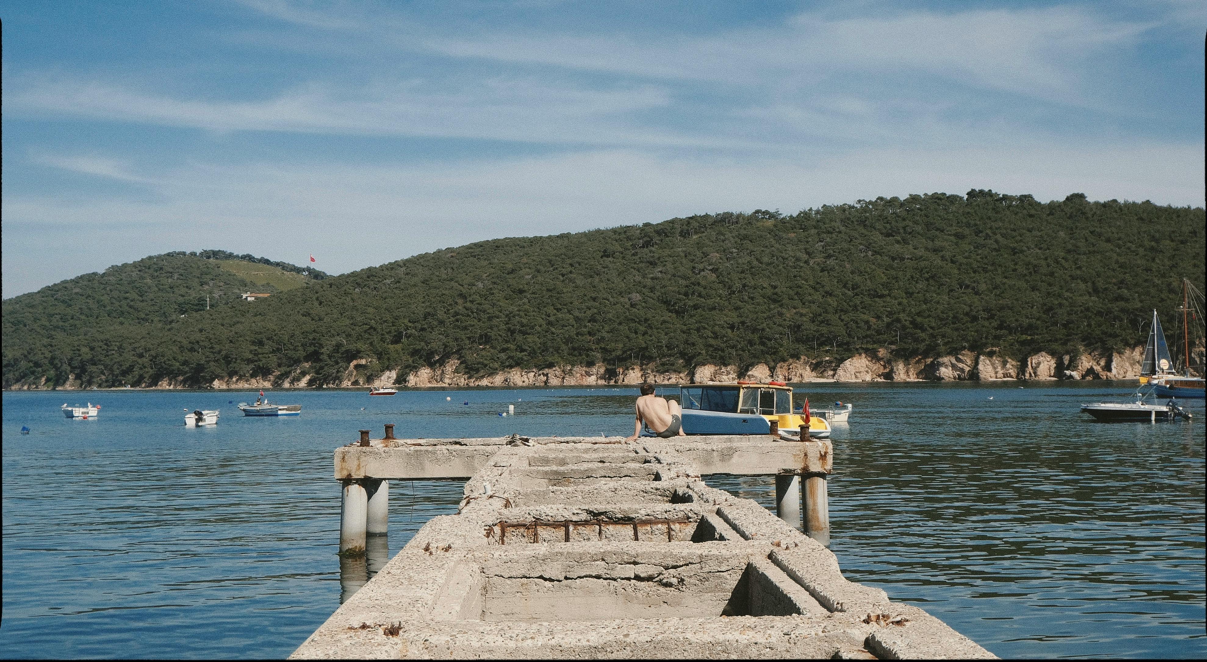 Rust Pier Photos, Download The BEST Free Rust Pier Stock Photos & HD Images