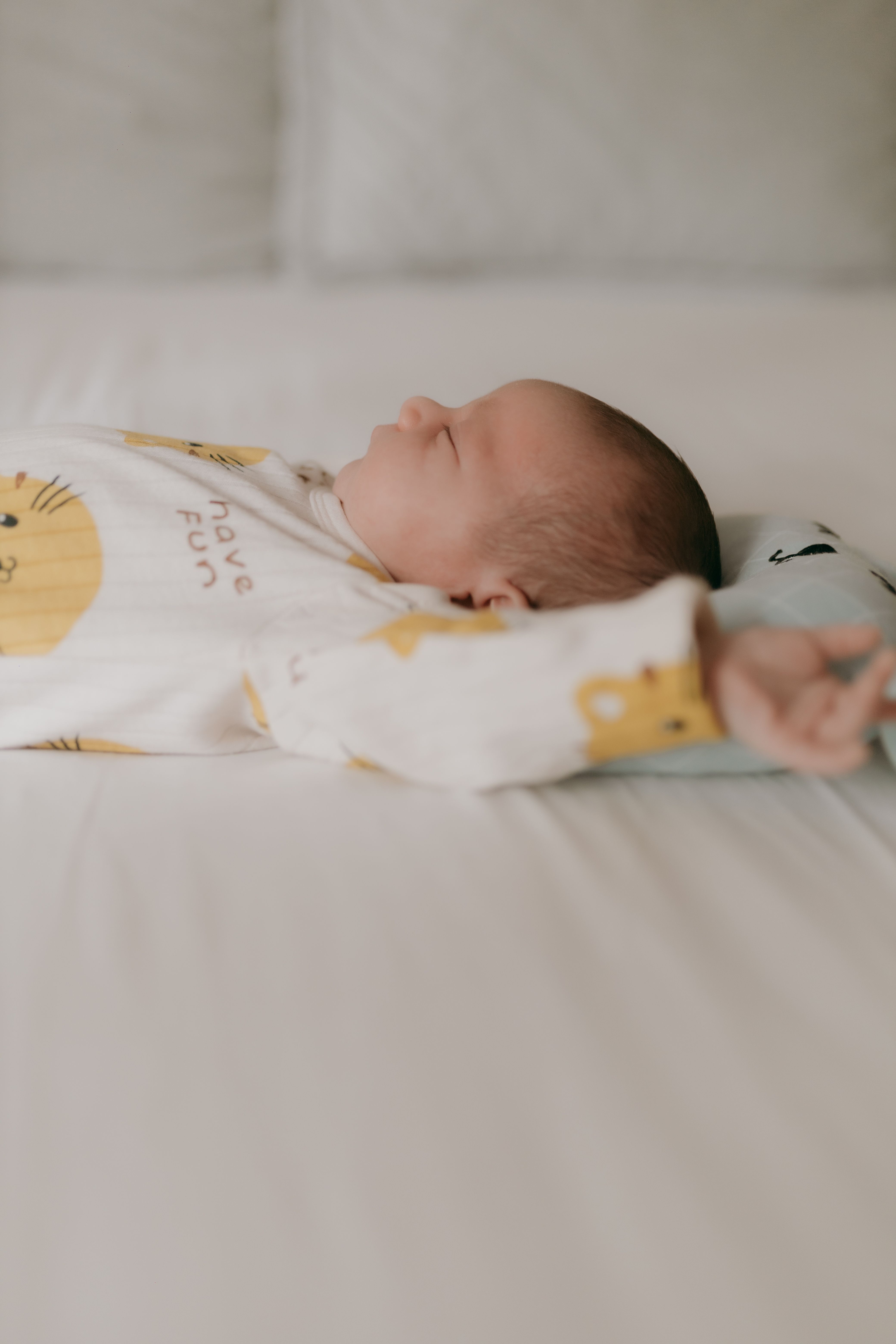 Cozy Blanket wrapped around a Baby · Free Stock Photo