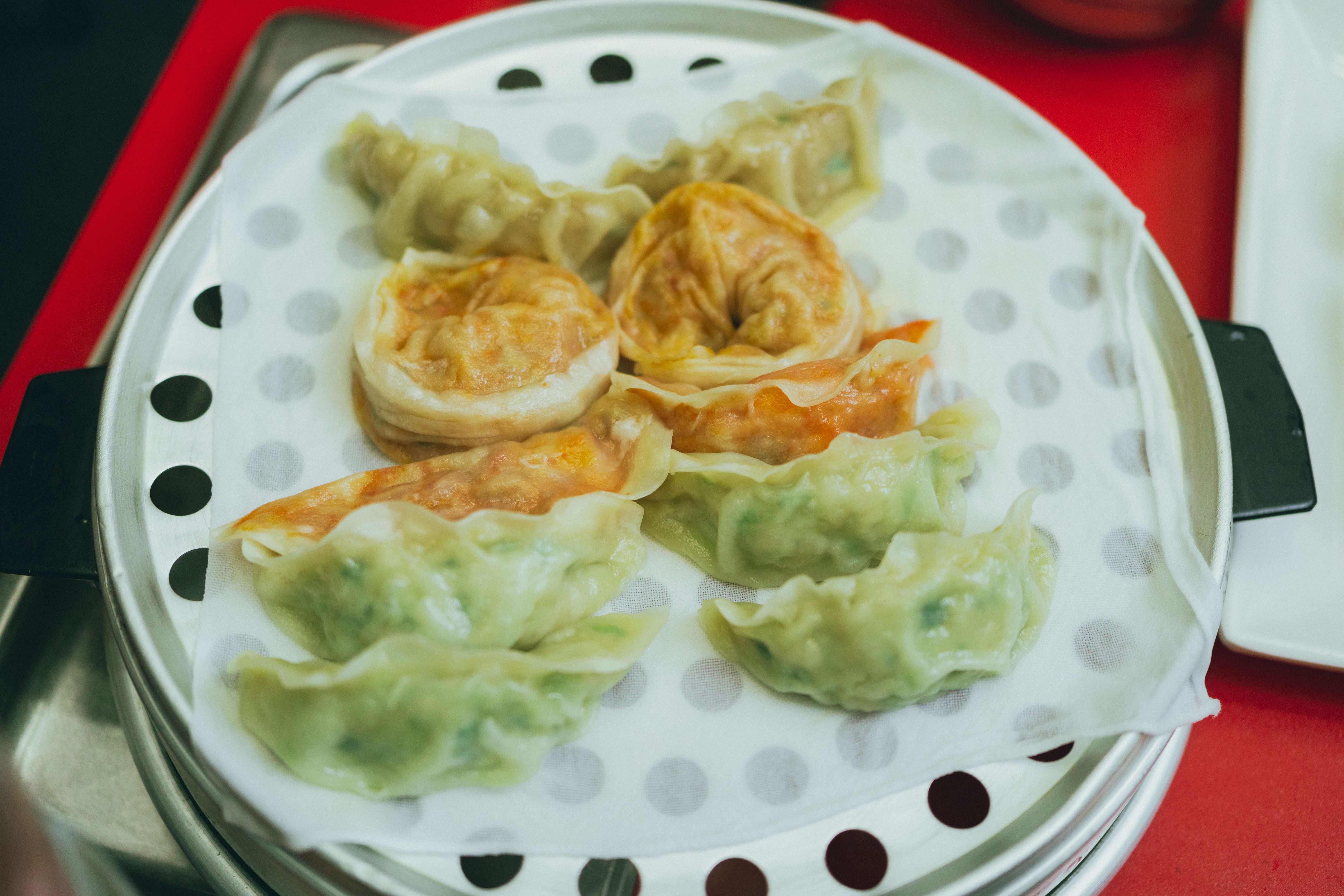 Delicious Korean Dumplings in Seoul Steamer · Free Stock Photo