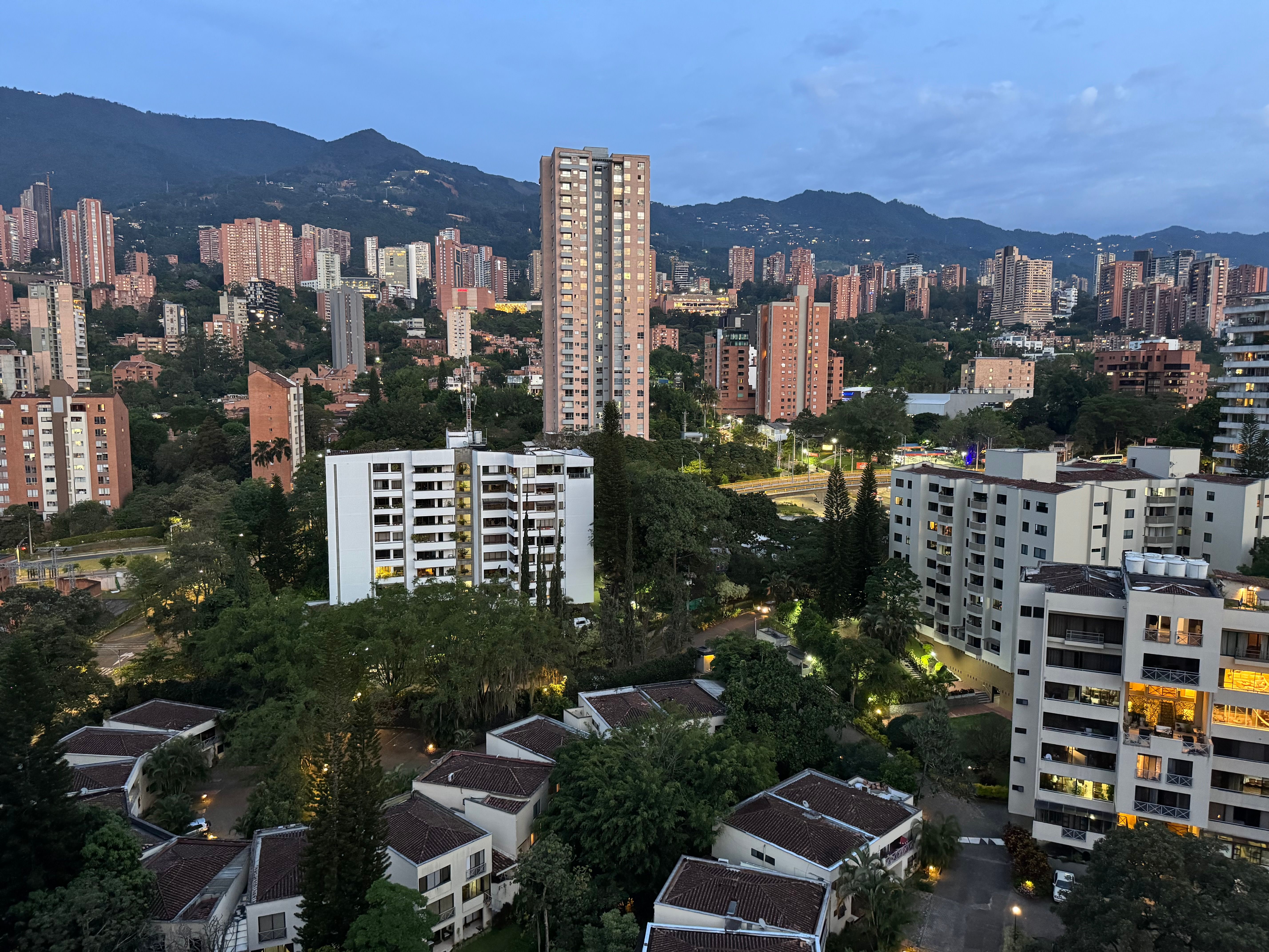 Medellín Skyline during Early Morning Light · Free Stock Photo