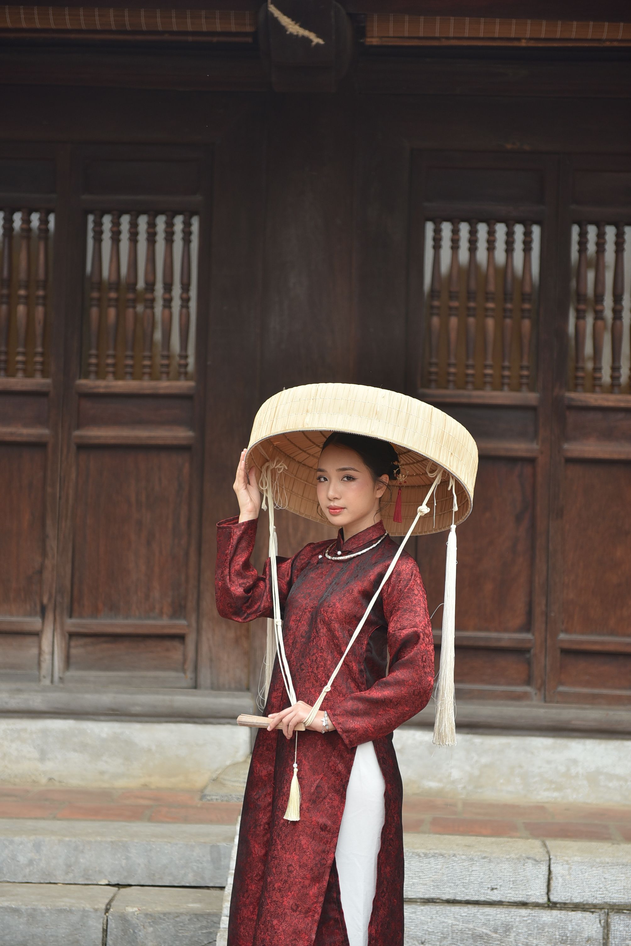 Traditional Clothing in Asian Cultural Setting · Free Stock Photo