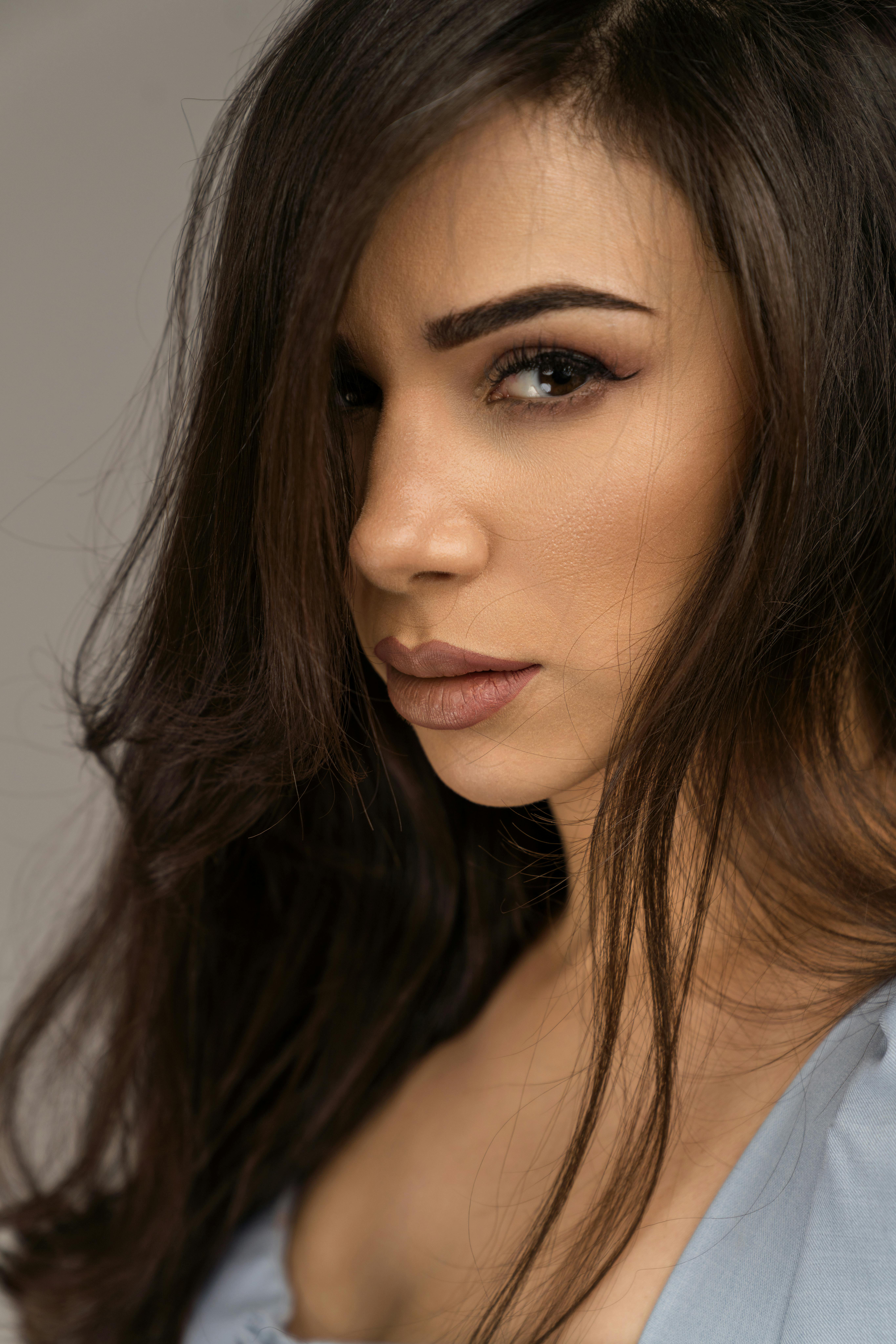 6.000+ Tinting Eyebrows Bilder und Fotos · Kostenlos Downloaden ...