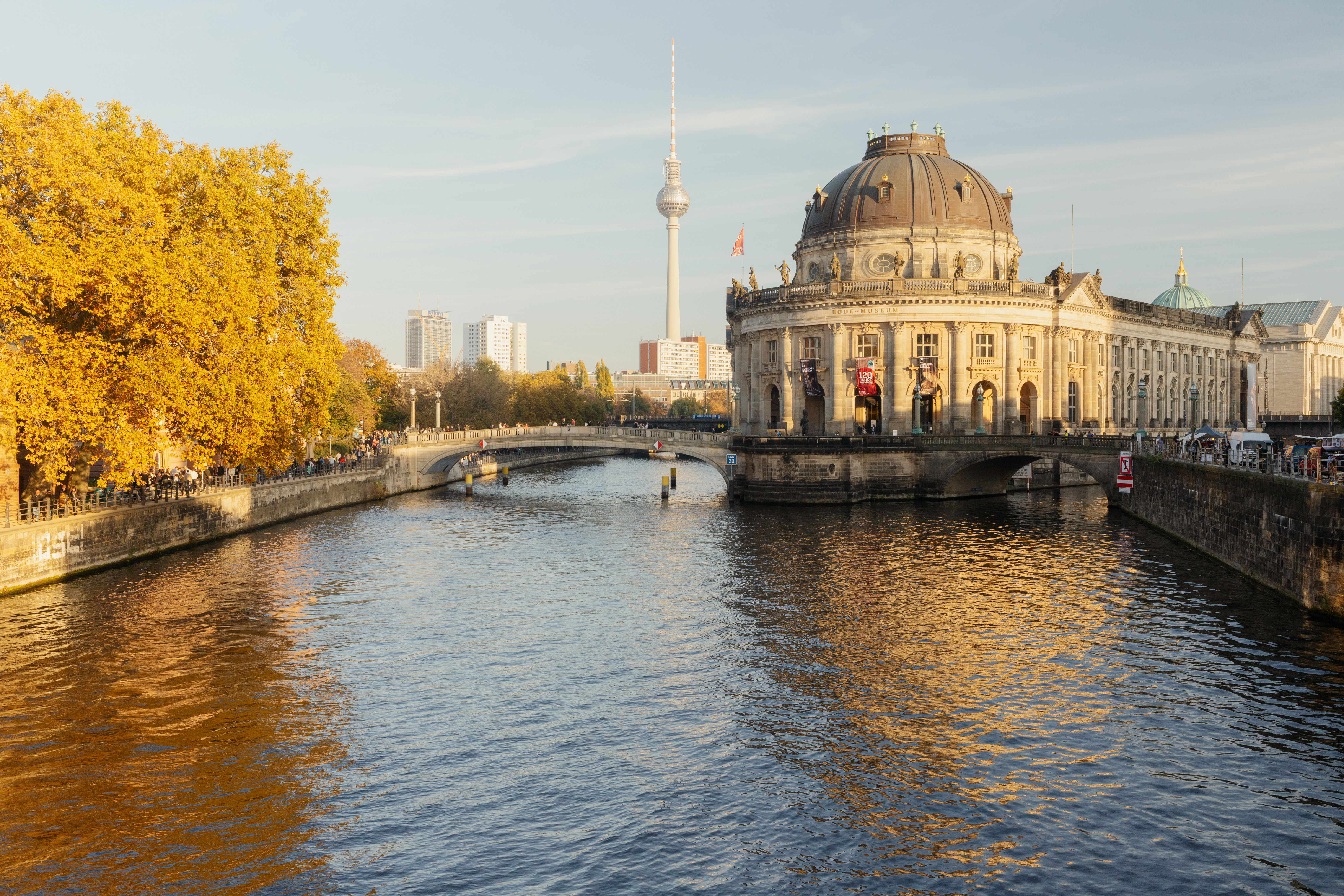 Scenic View of Berlin Fernsehturm and Spree River · Free Stock Photo