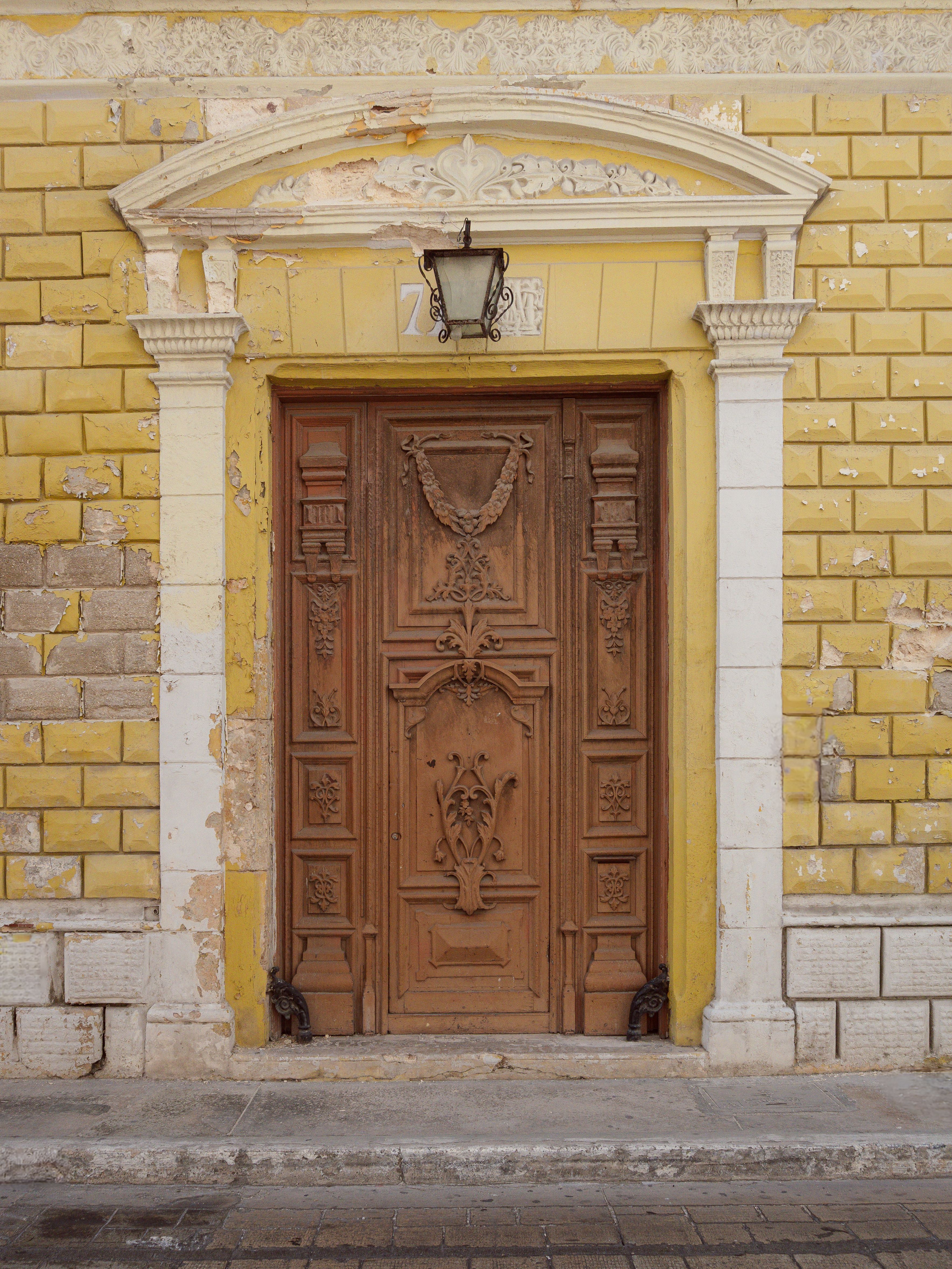 Puerta Colonial Histórica En Campeche · Foto de stock gratuita