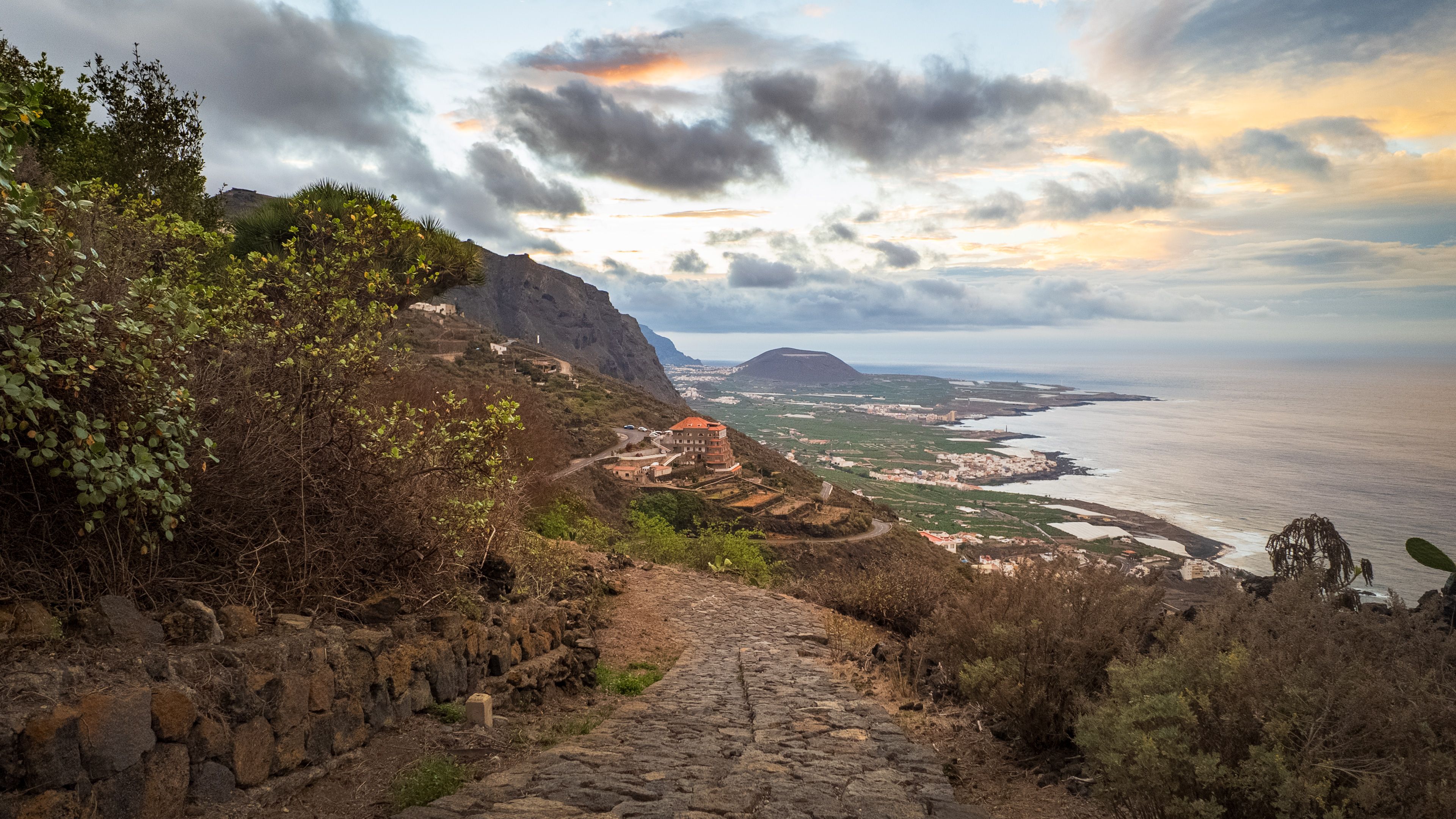Scenic Sunset View at El Tanque, Tenerife · Free Stock Photo