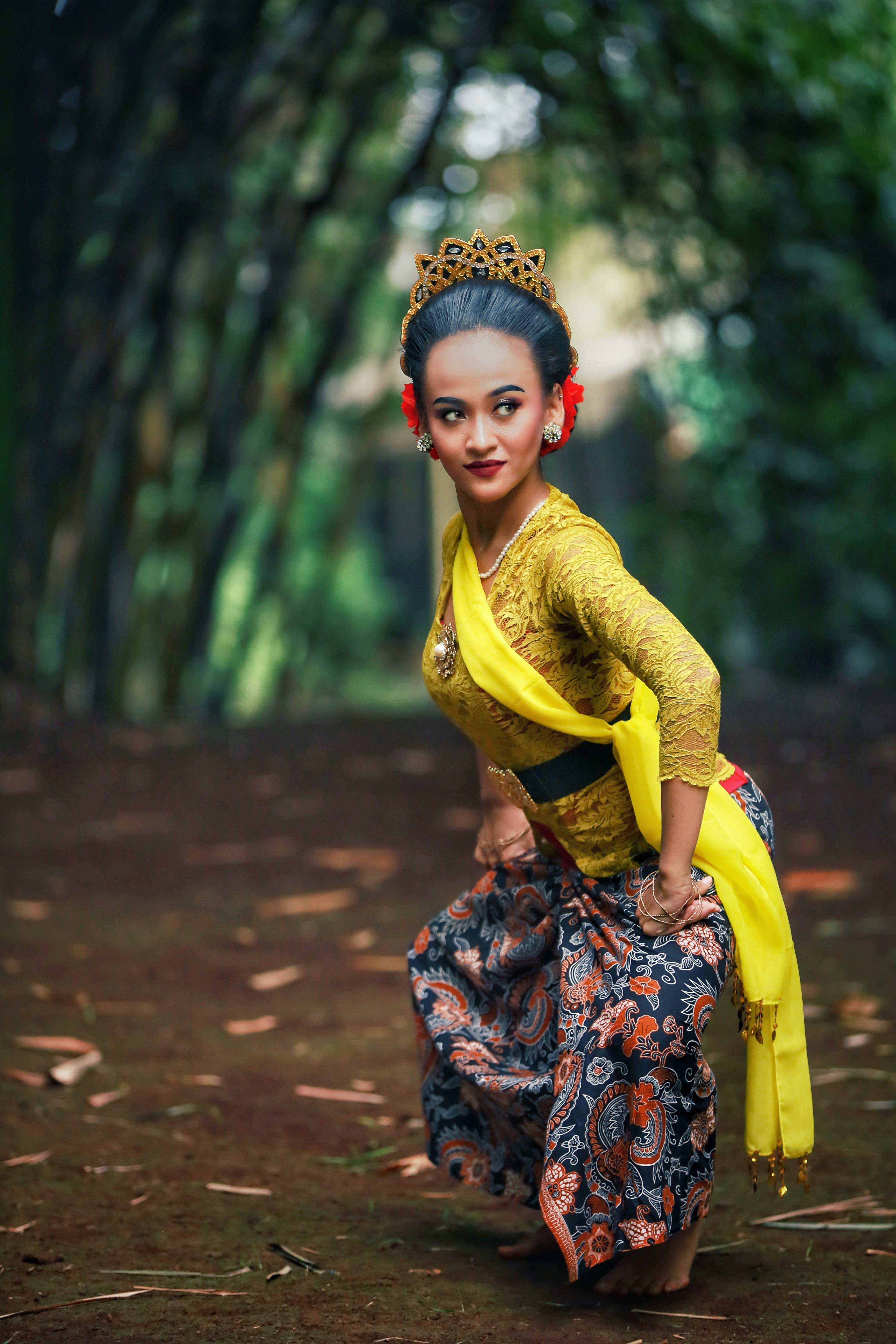 Traditional Indonesian Dancer in Java's Forest · Free Stock Photo