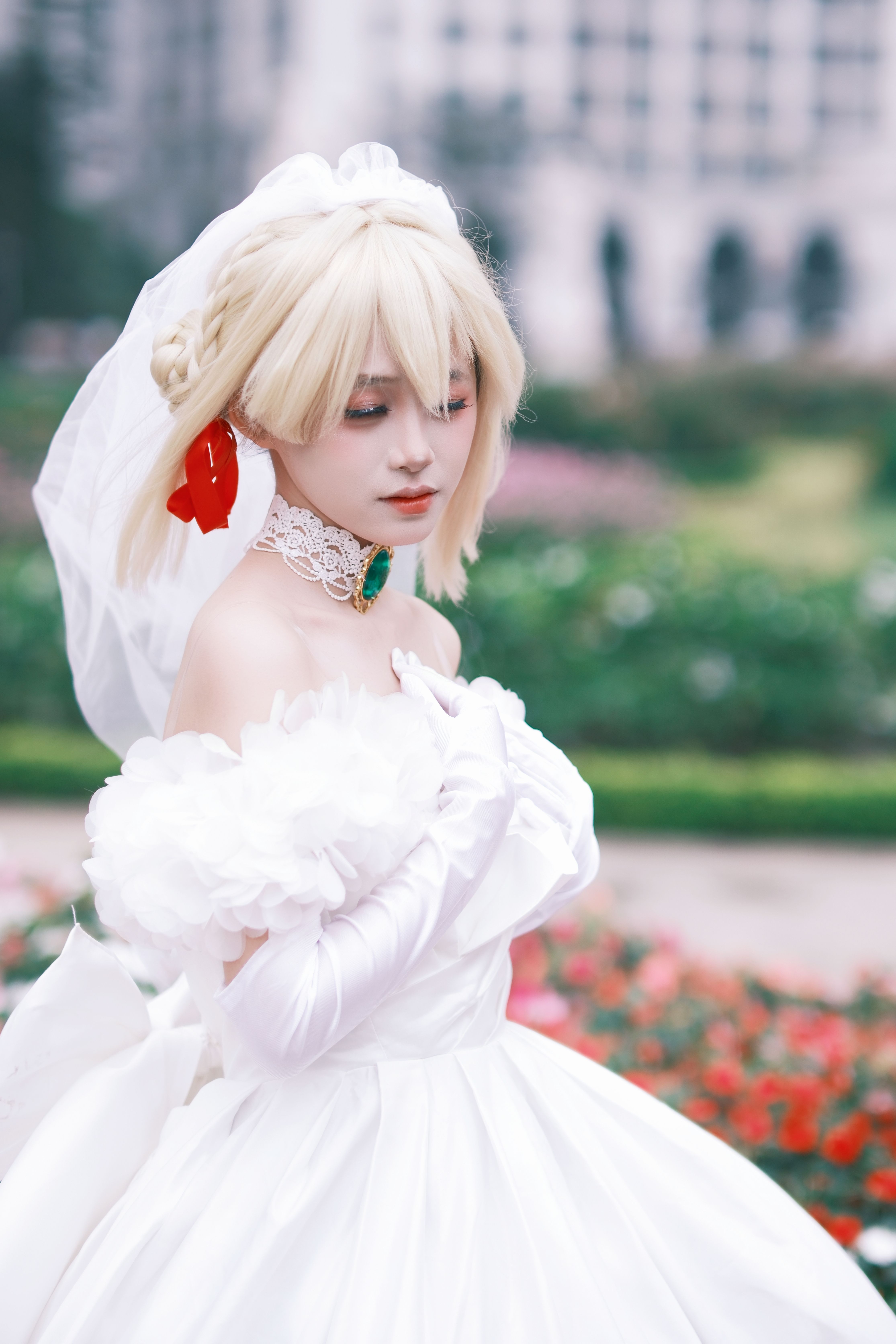Elegant Cosplay Bride in a Serene Garden Setting · Free Stock Photo