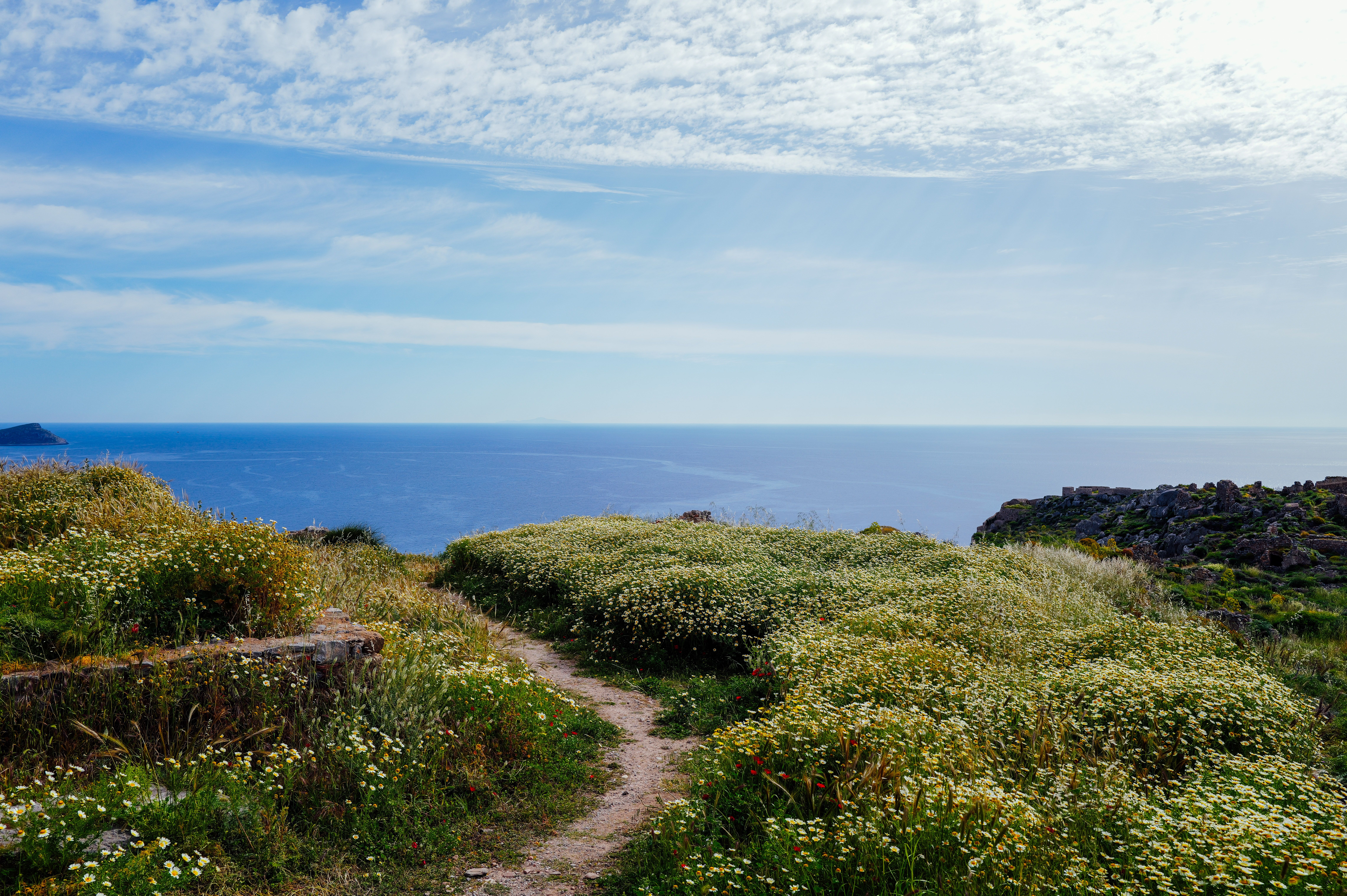 Blue Sku With Clouds Photos, Download The BEST Free Blue Sku With ...