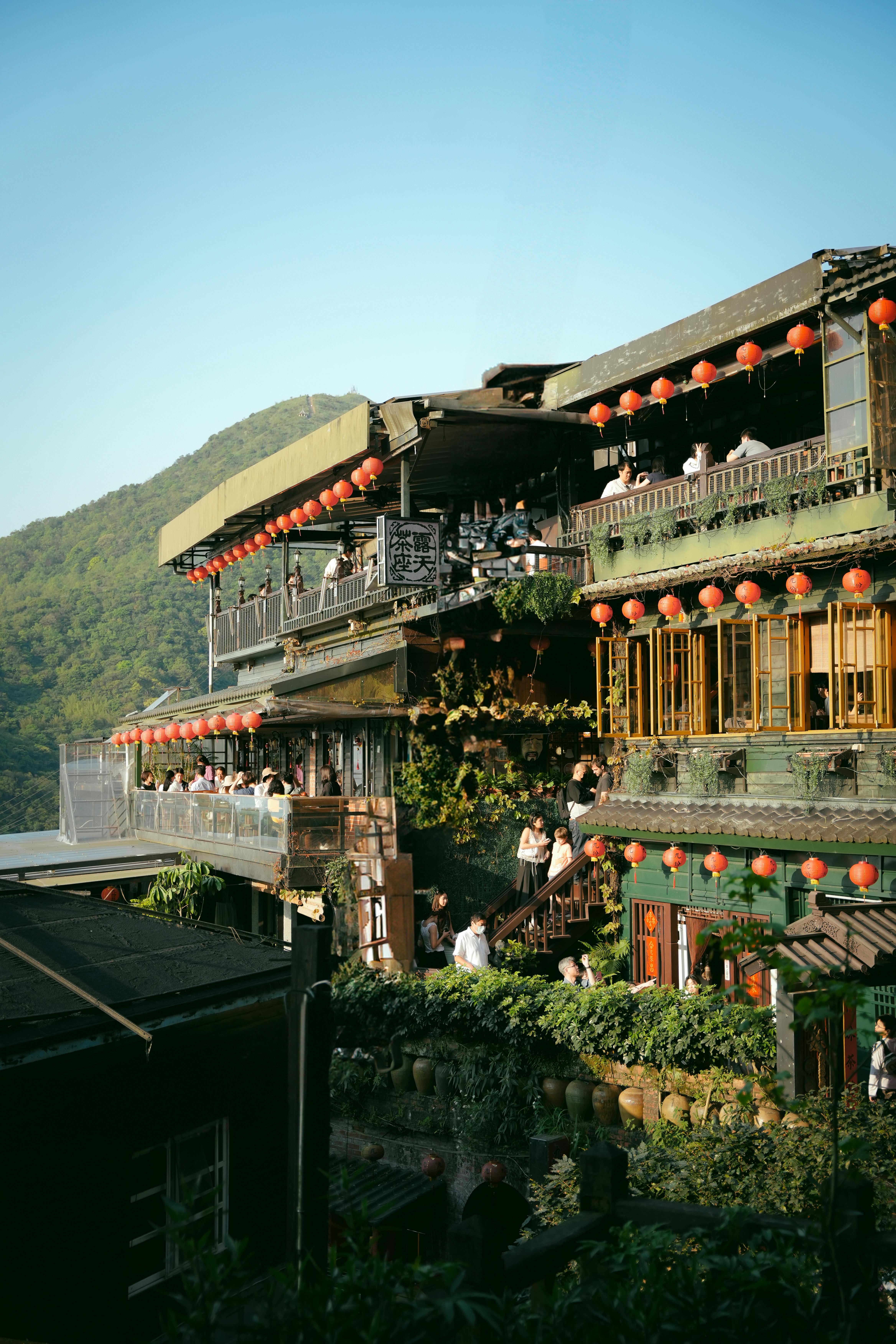 Traditional Tea House with Red Lanterns in Taiwan · Free Stock Photo
