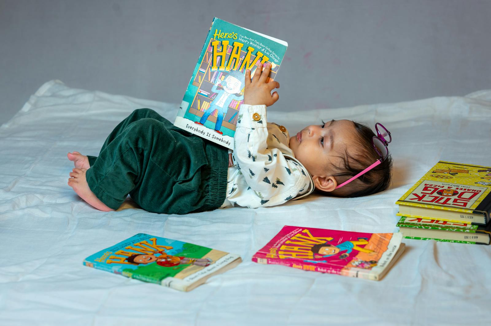 Children Reading Book Photos, Download The BEST Free Children Reading ...