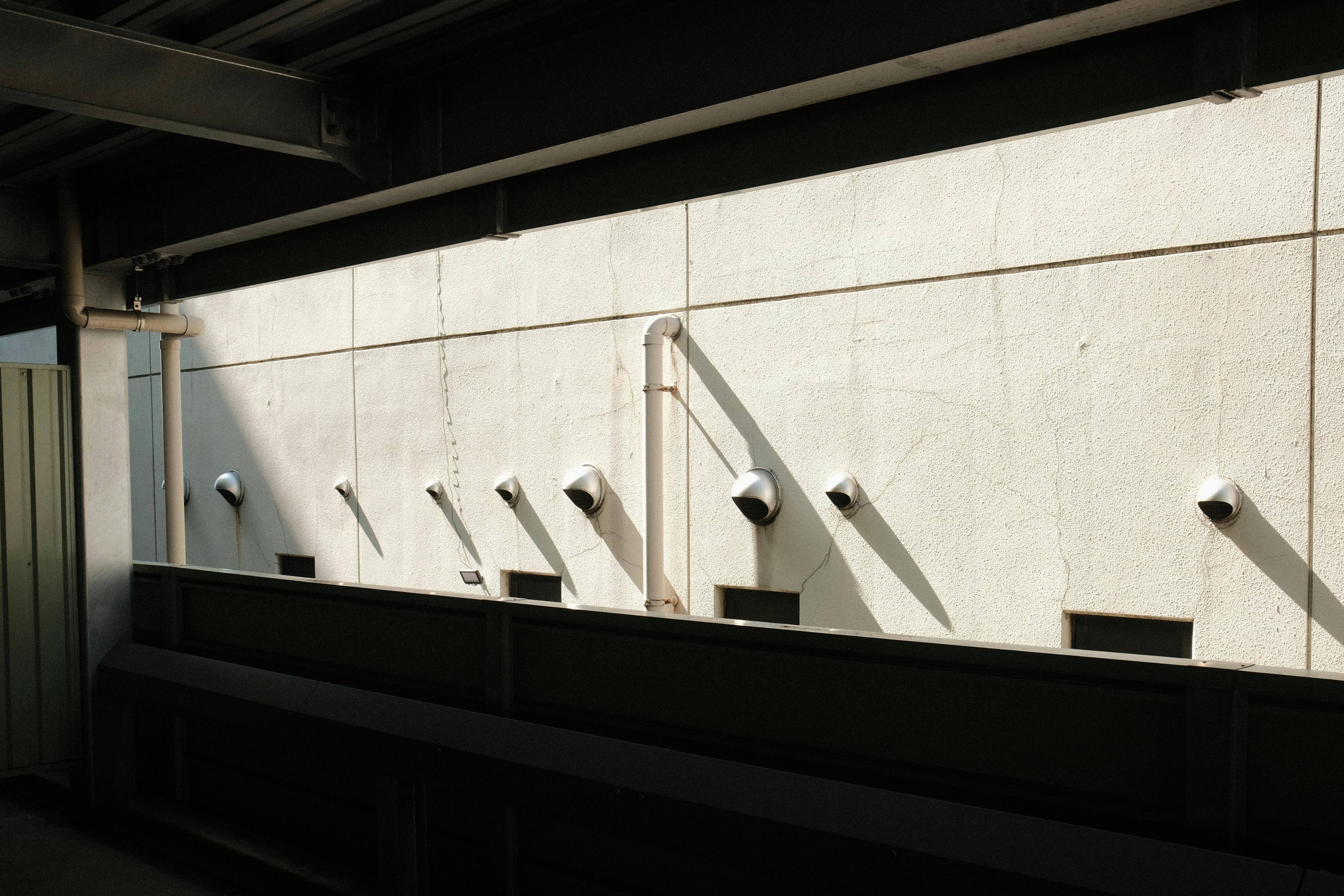 Abstract View of Industrial Building Wall · Free Stock Photo