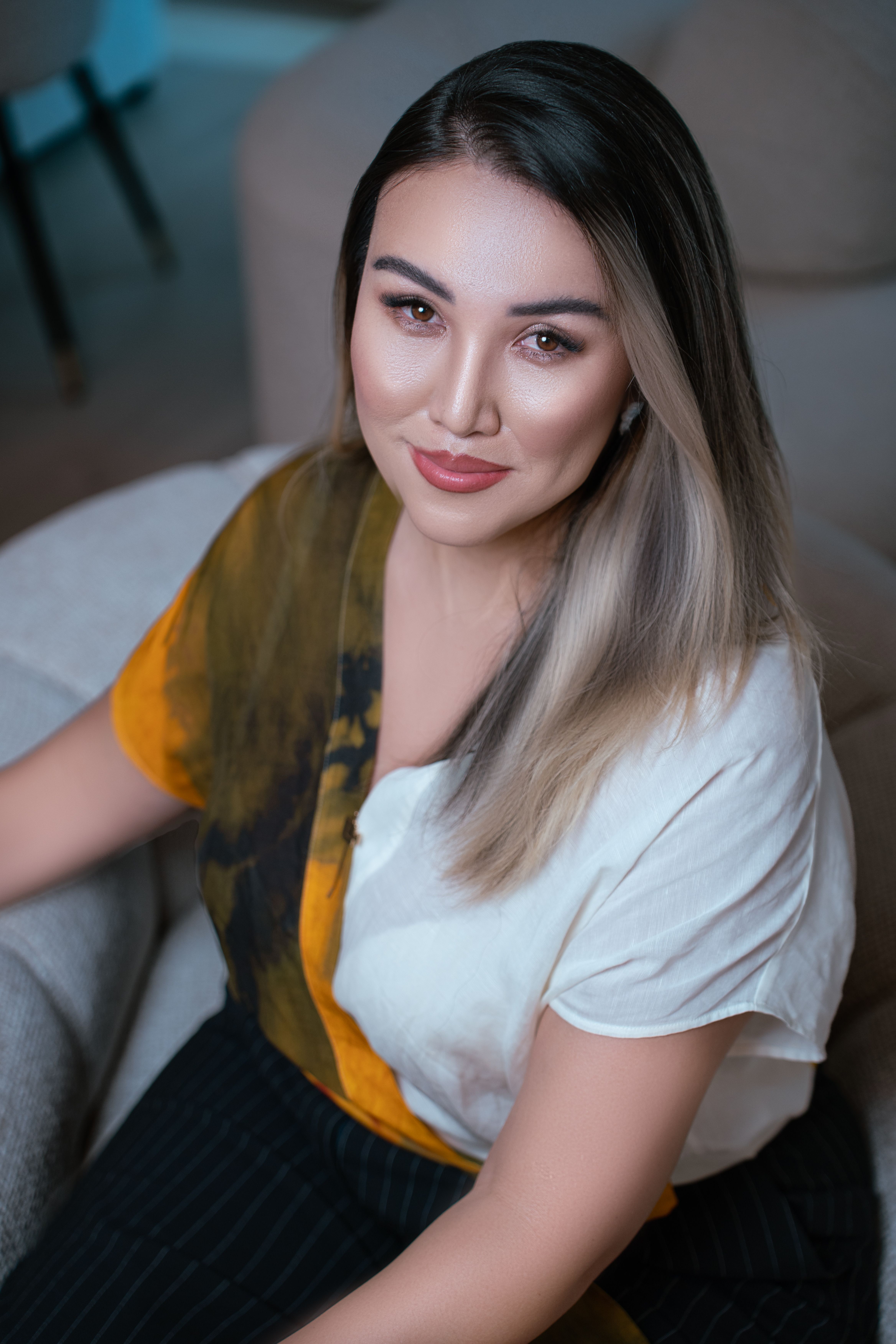 Portrait of a Woman in Dubai with Modern Style · Free Stock Photo