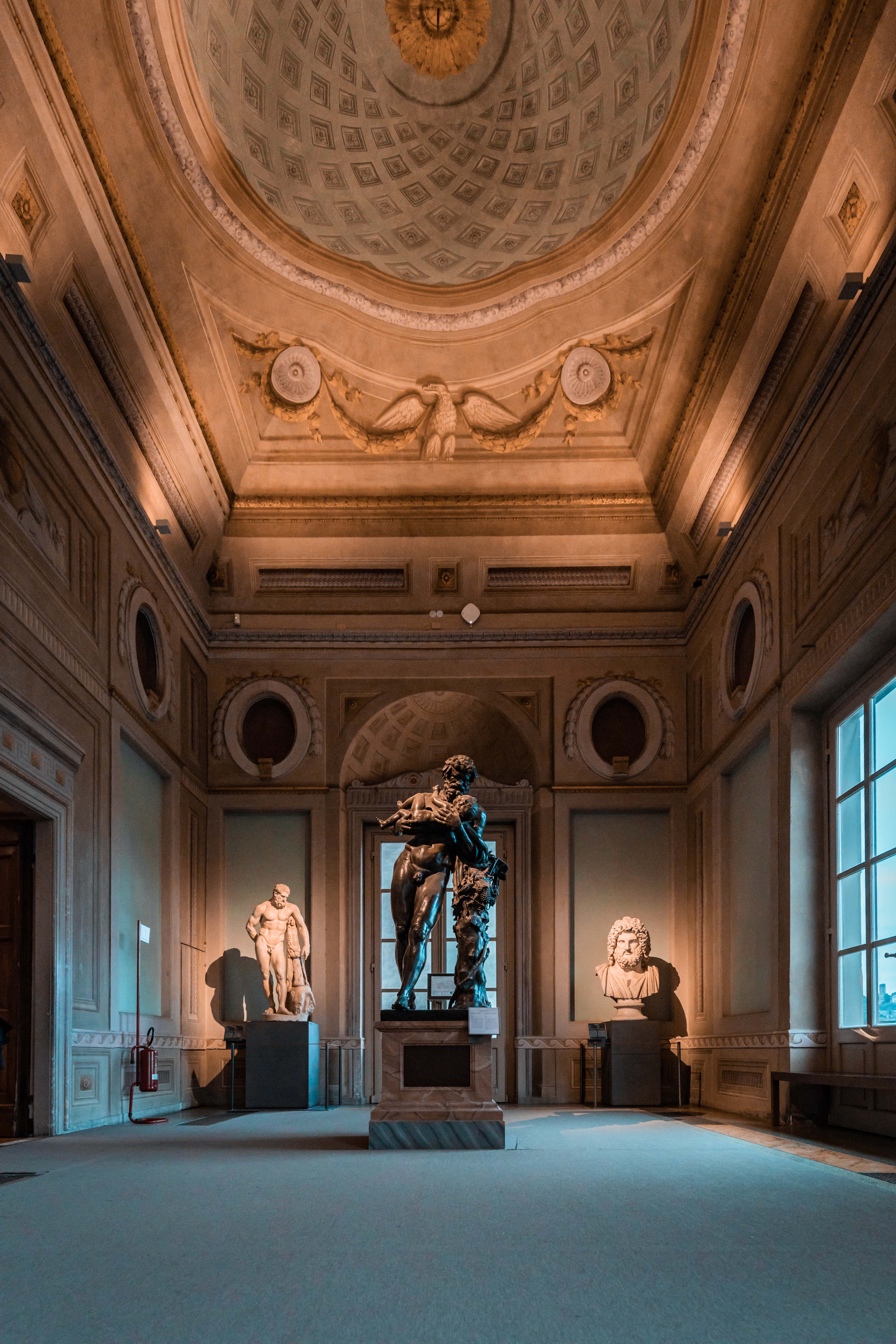 Grand Classical Museum Interior with Sculptures · Free Stock Photo
