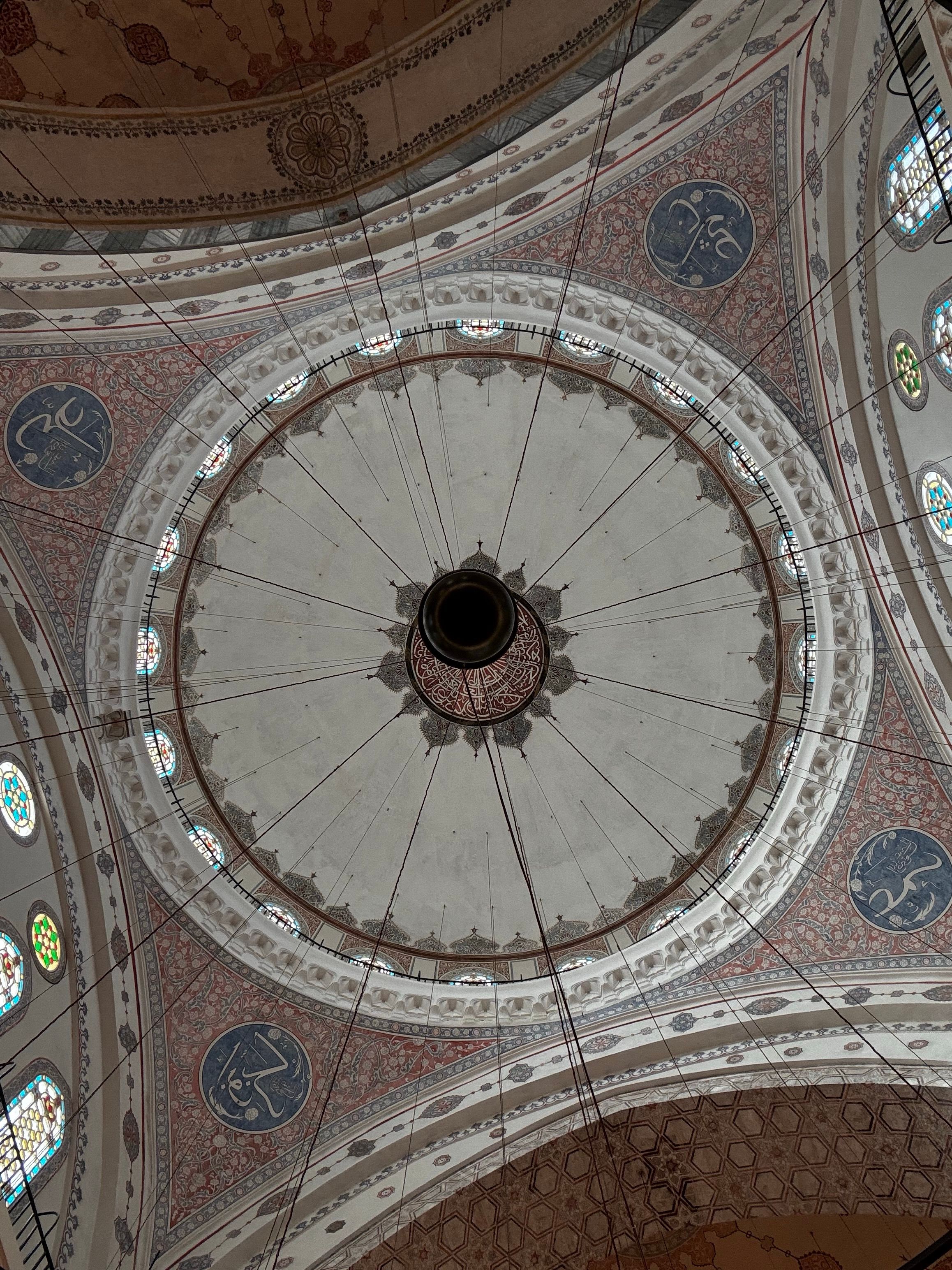 Intricate Mosque Dome Ceiling with Islamic Patterns · Free Stock Photo