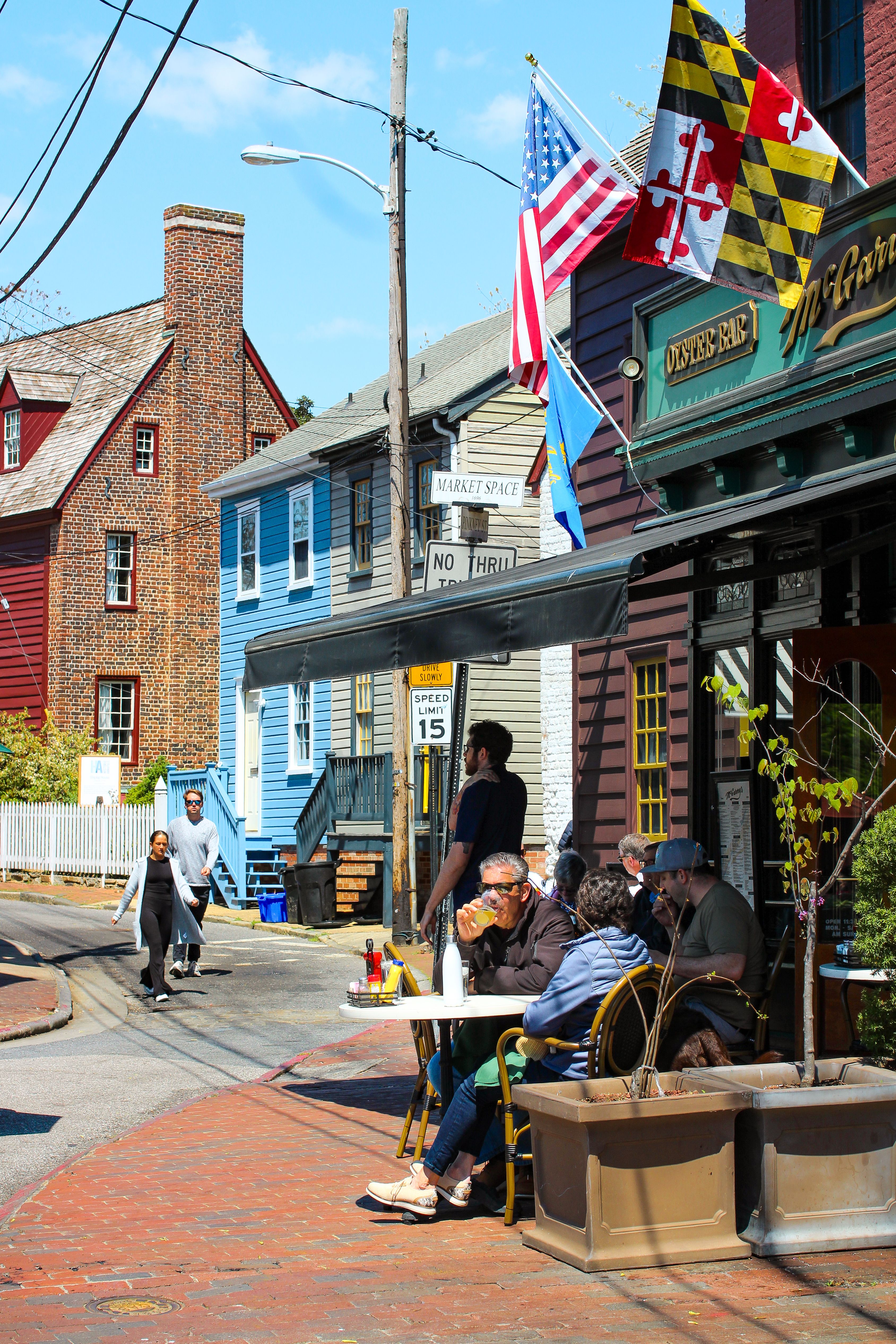 Charming Street Scene in Downtown Annapolis · Free Stock Photo