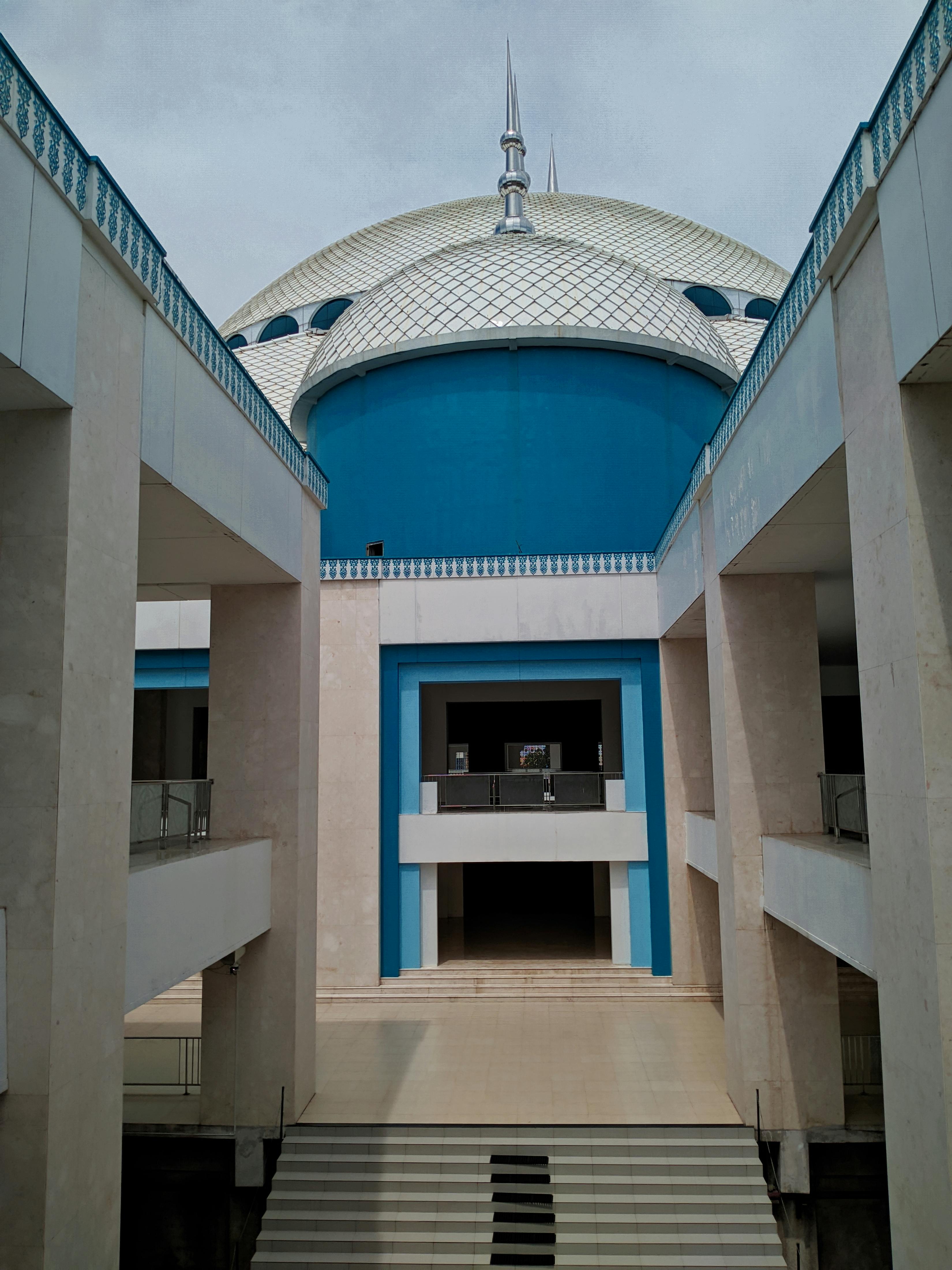 Majestic Mosque Architecture in Indonesia · Free Stock Photo