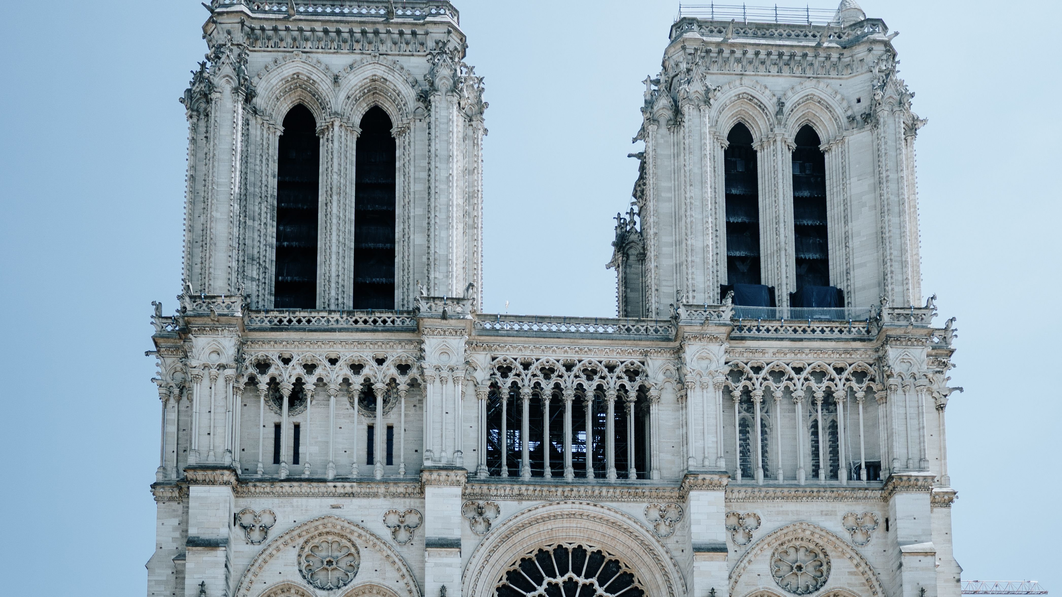 Iconic Gothic Architecture of Notre-Dame, Paris · Free Stock Photo