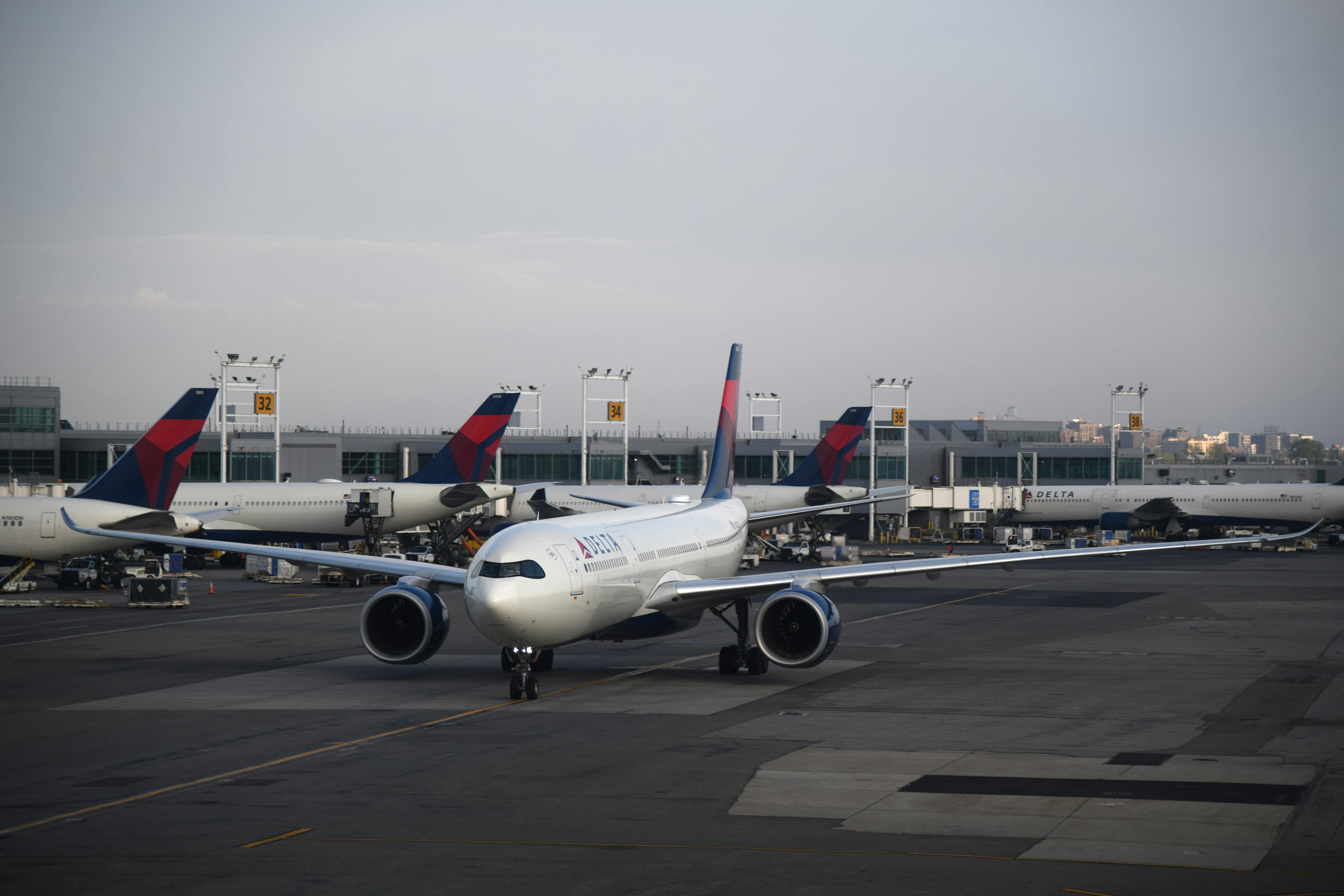 Lockheed Martin Photos, Download The BEST Free Lockheed Martin Stock ...