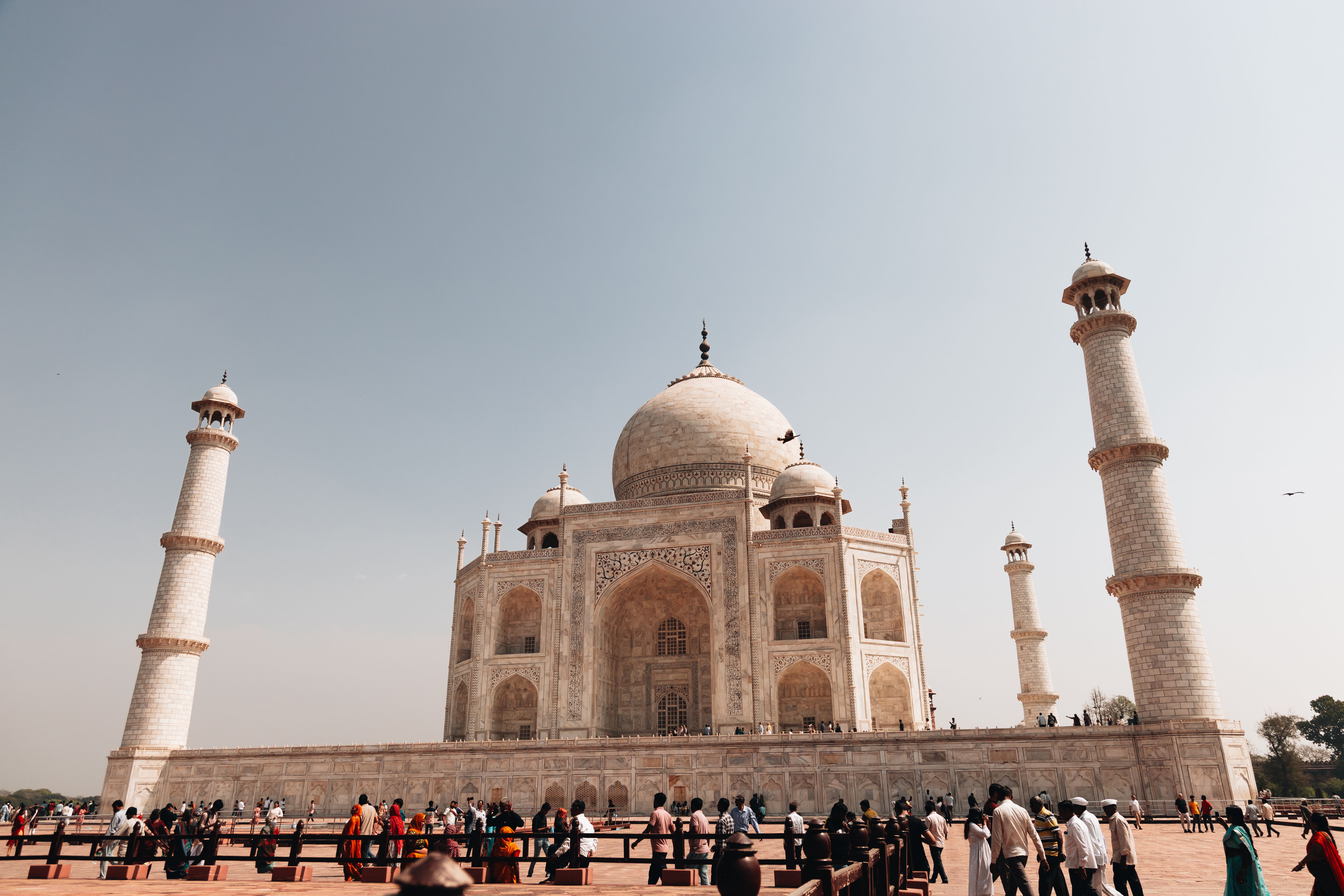 Iconic View of Taj Mahal Under Clear Skies · Free Stock Photo