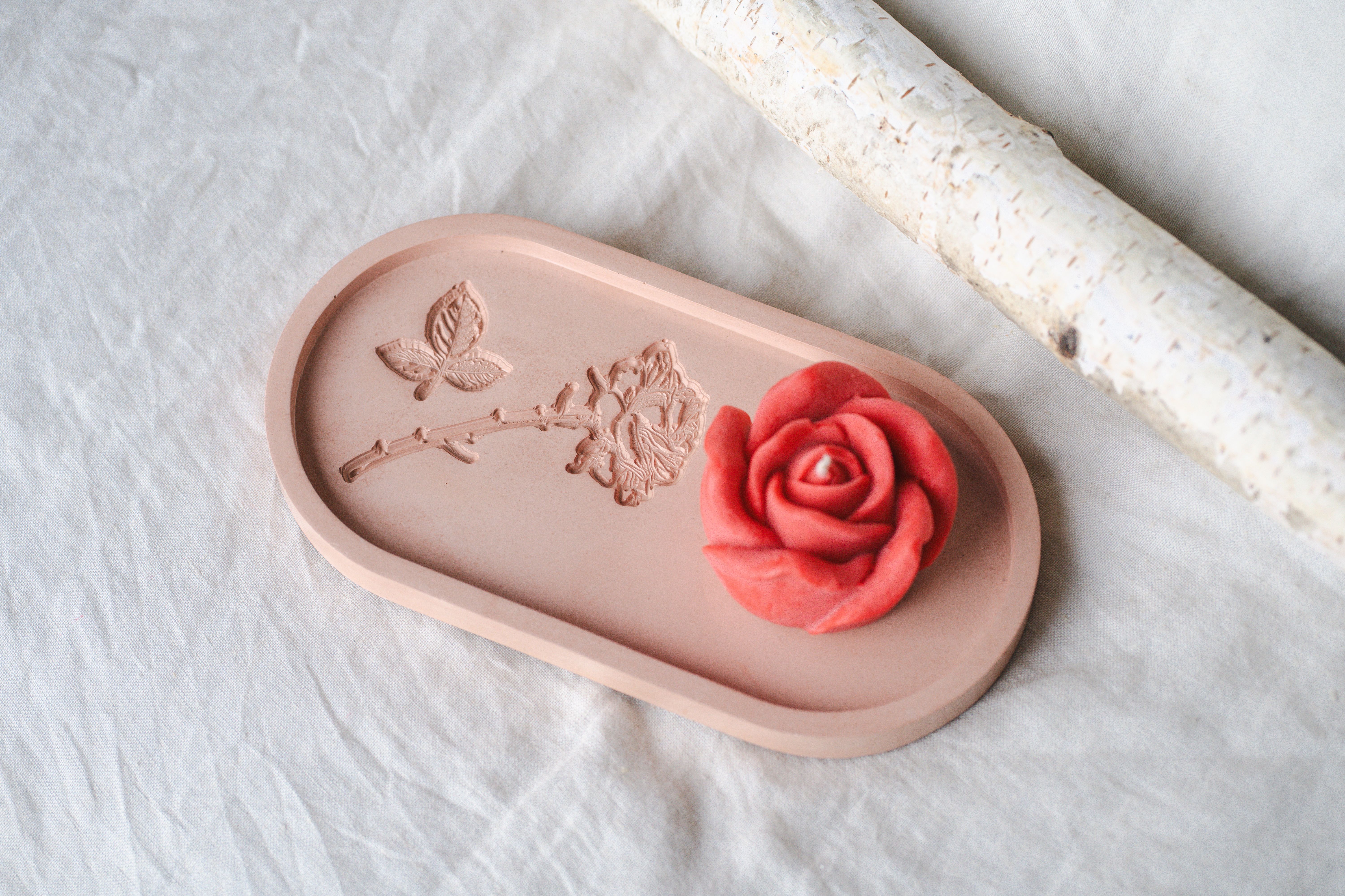 Elegant Pink Decorative Tray with Red Rose Accent · Free Stock Photo
