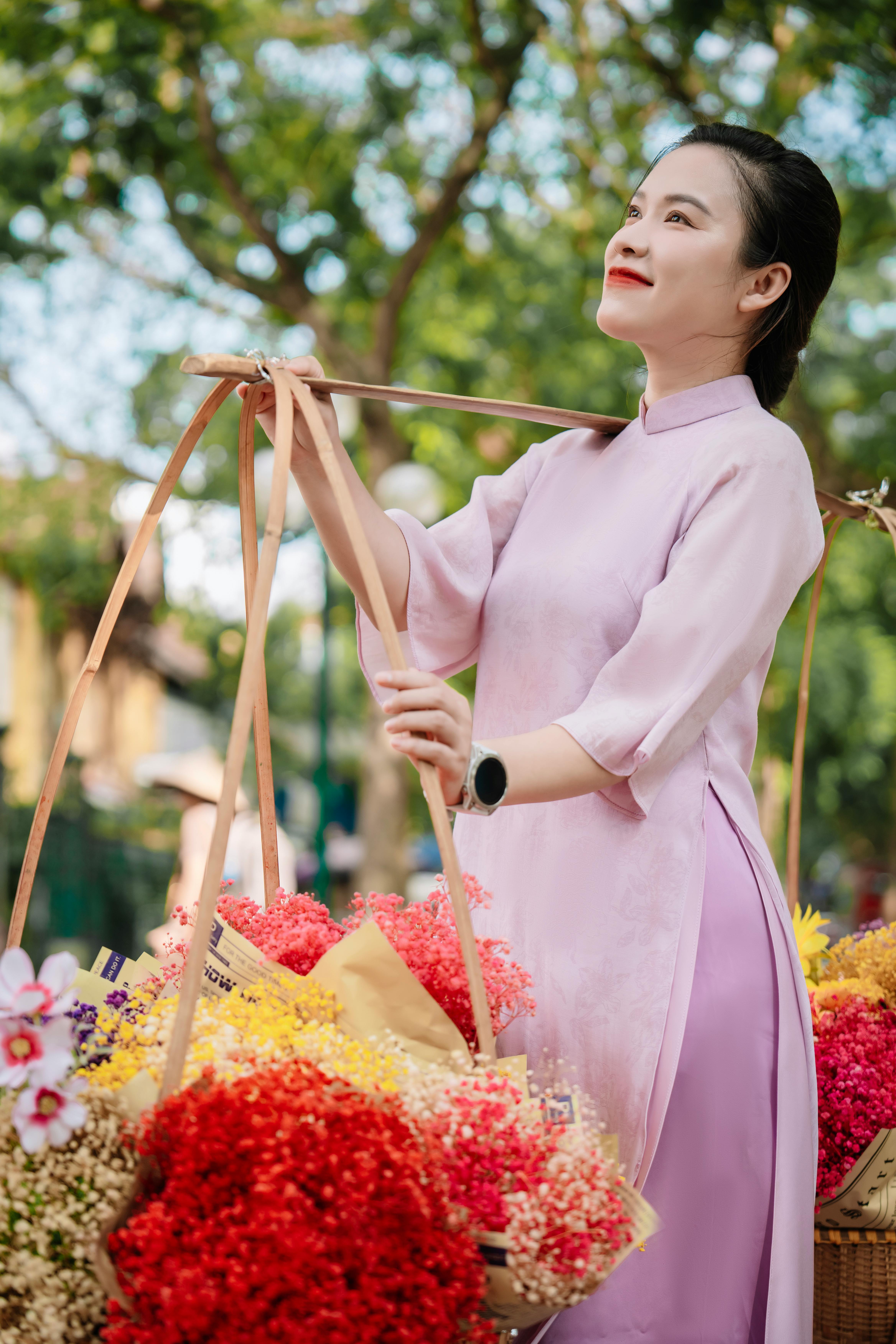 Flower Picker Photos, Download The BEST Free Flower Picker Stock Photos ...