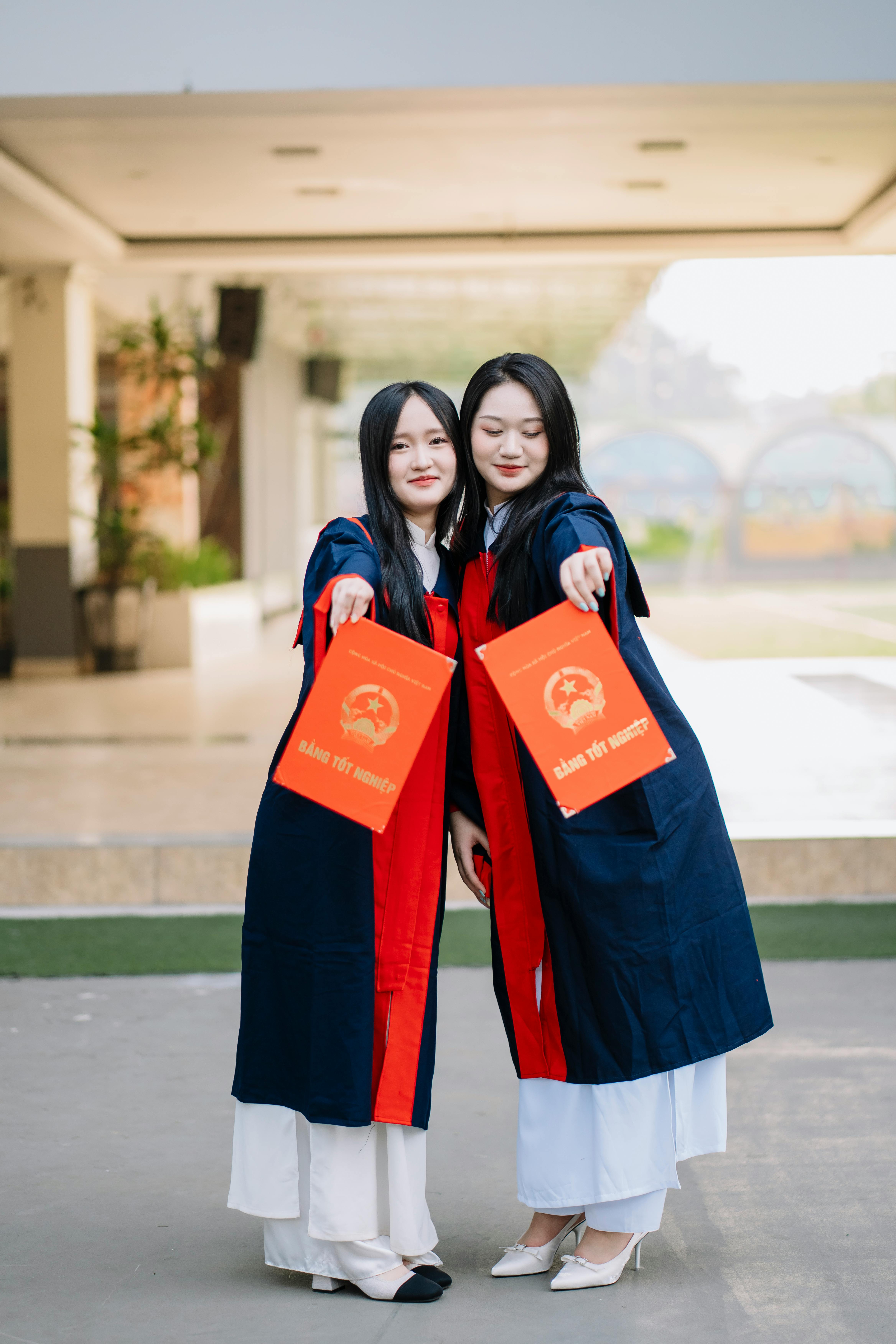 Graduation Degree Logo Photos, Download The BEST Free Graduation Degree ...