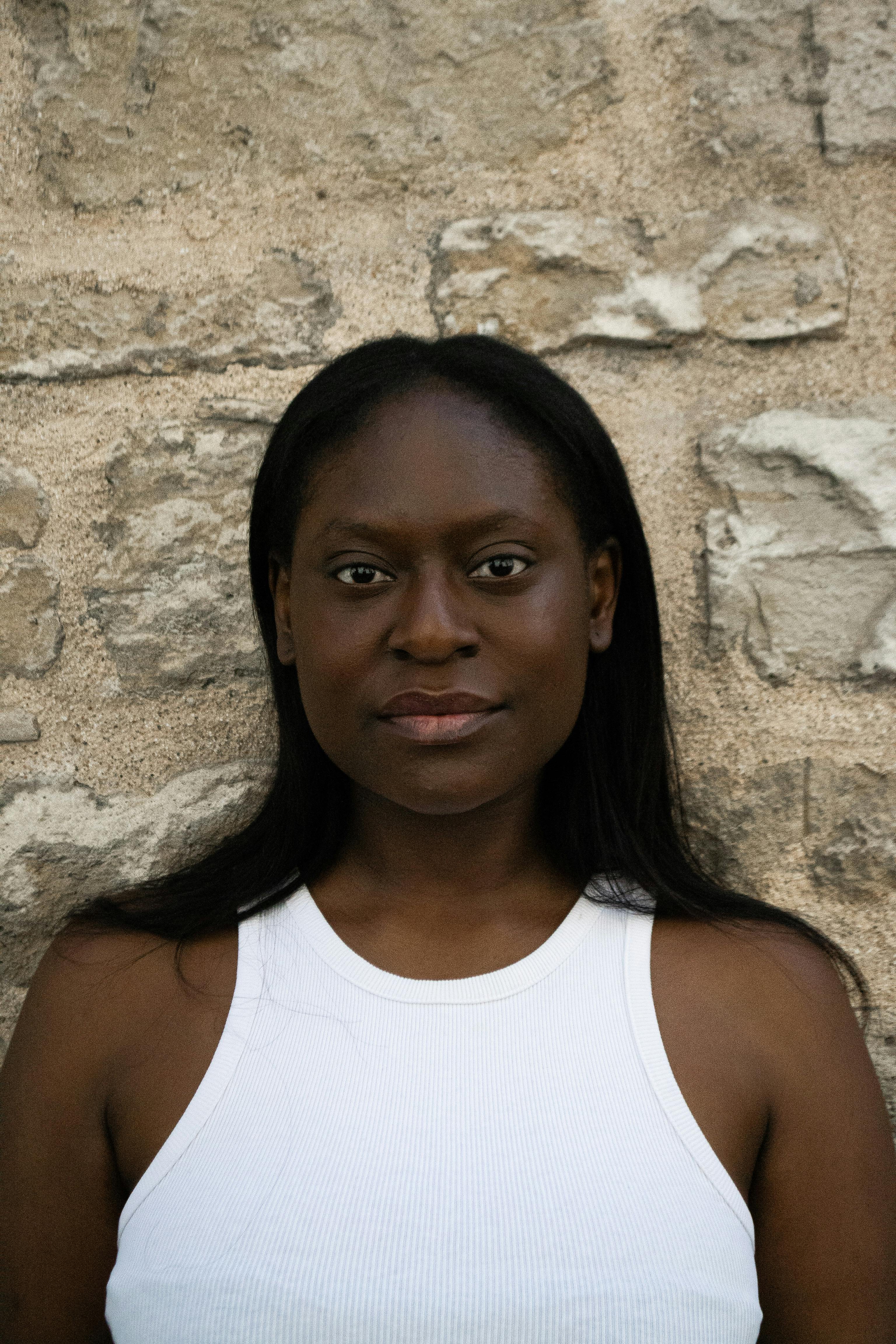 Teen Model Plain Background Photos, Download The BEST Free Teen Model ...