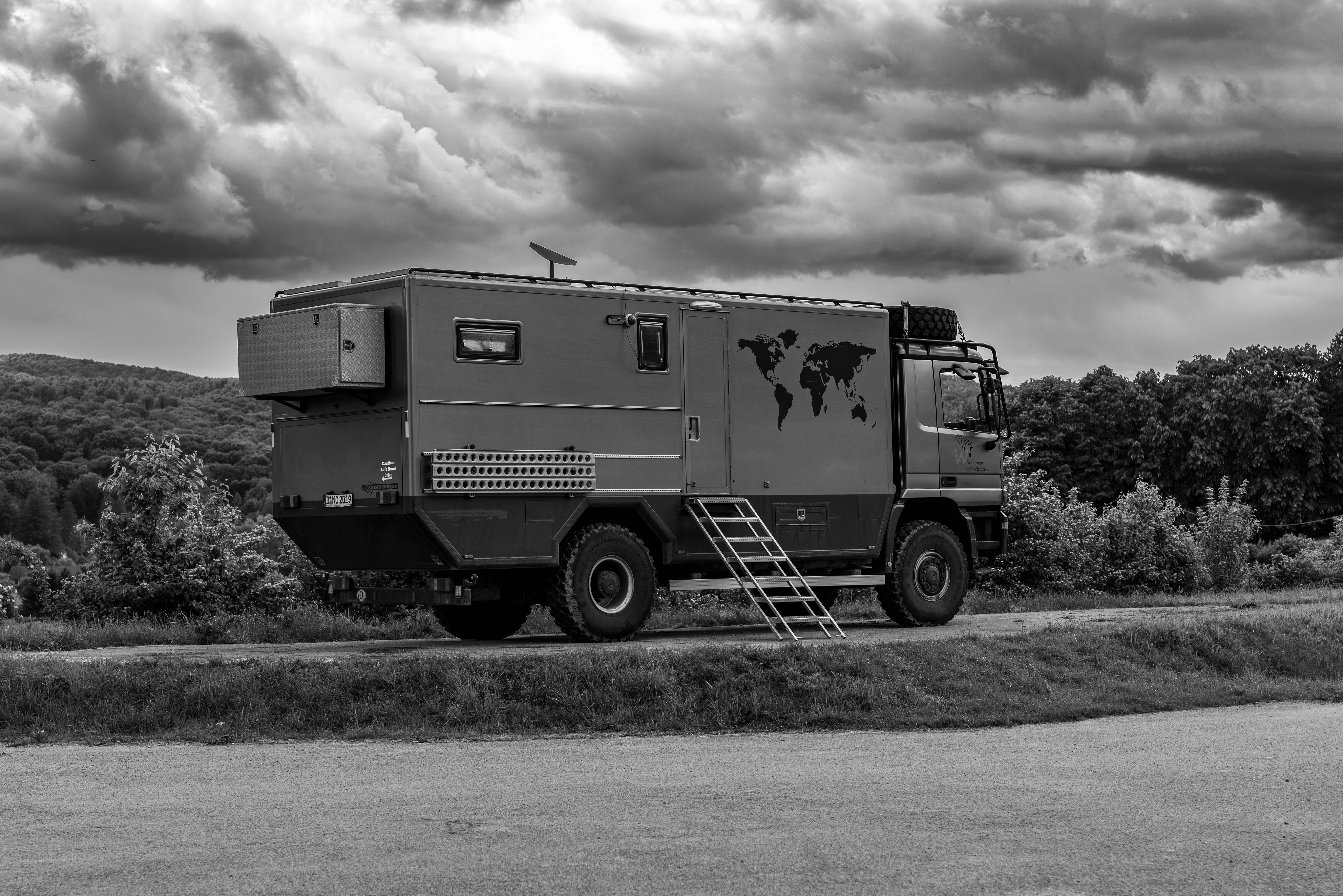 Expedition Vehicle in Scenic Croatian Landscape · Free Stock Photo