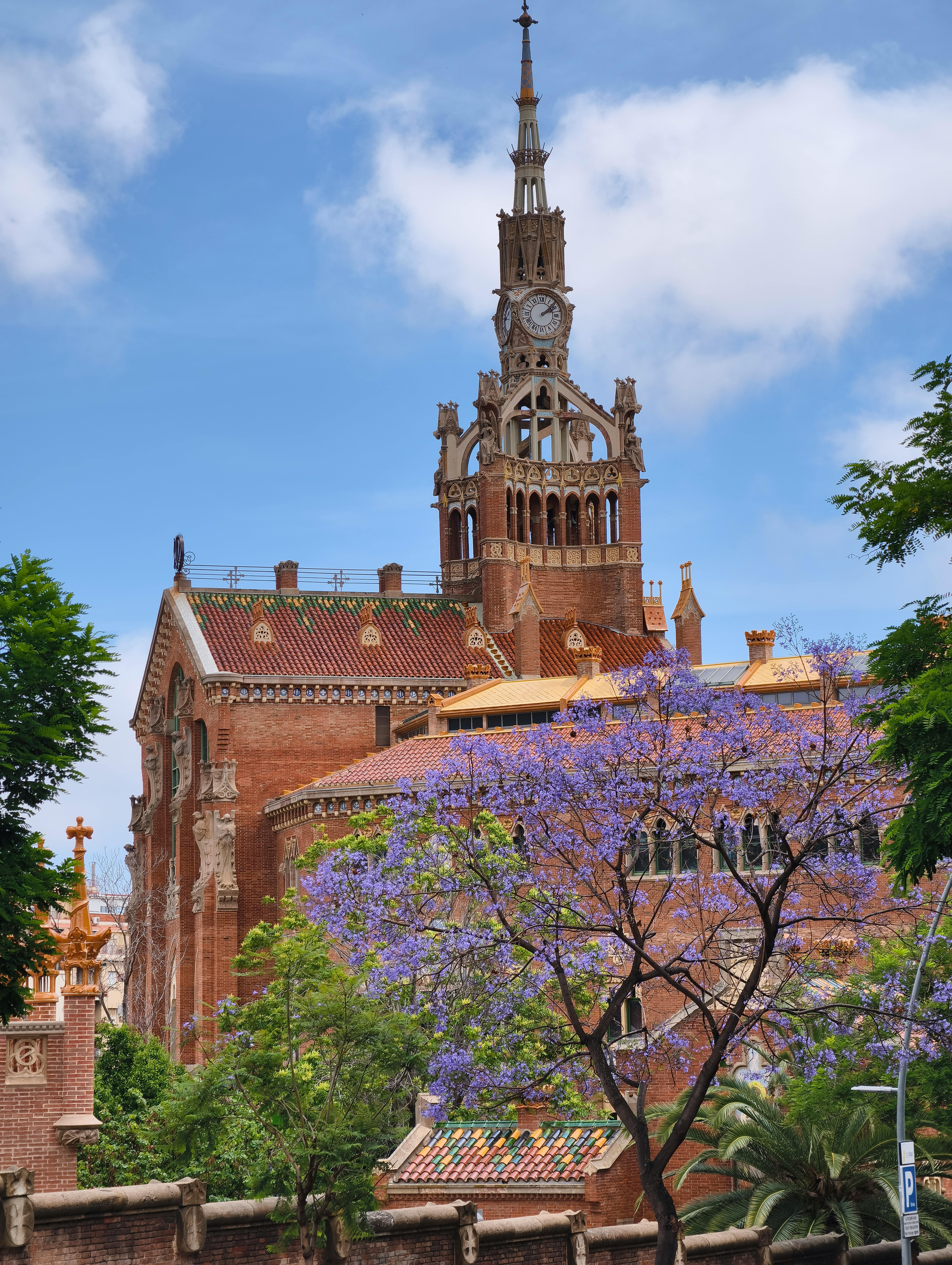 Stunning Gothic Architecture in Barcelona · Free Stock Photo