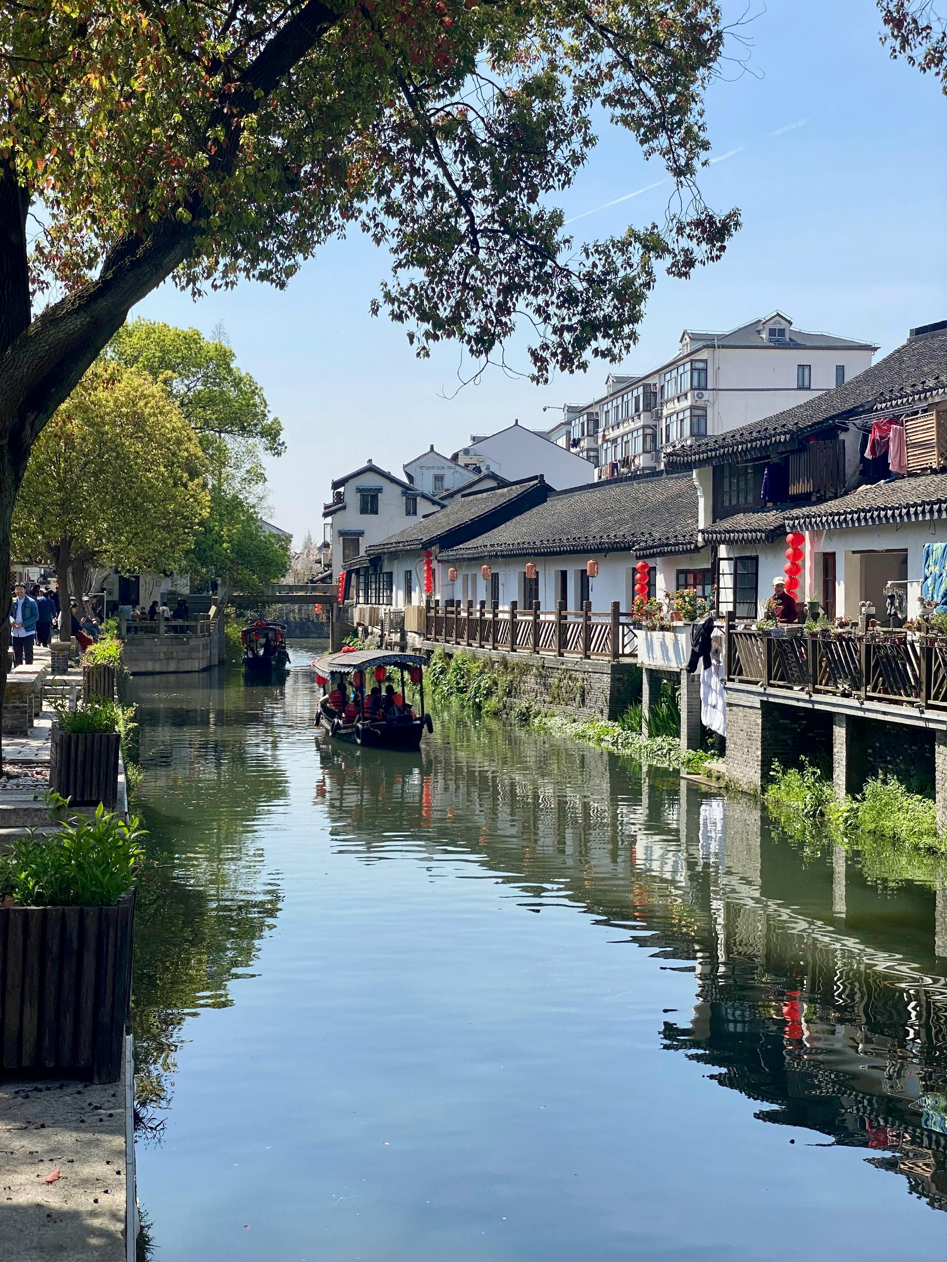 Spring In Town Photos, Download The BEST Free Spring In Town Stock ...