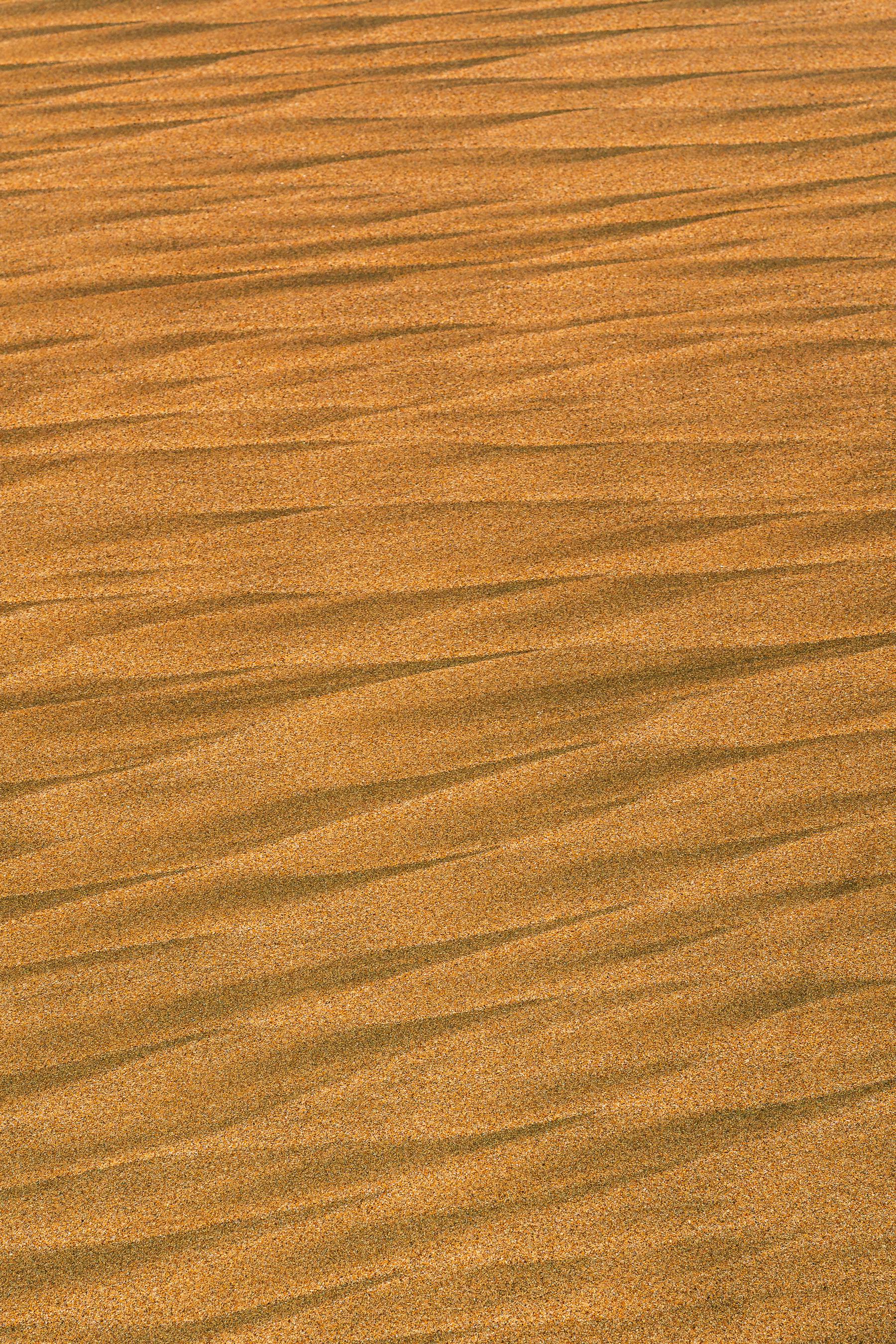 Golden Sand Patterns on Zihuatanejo Beach · Free Stock Photo