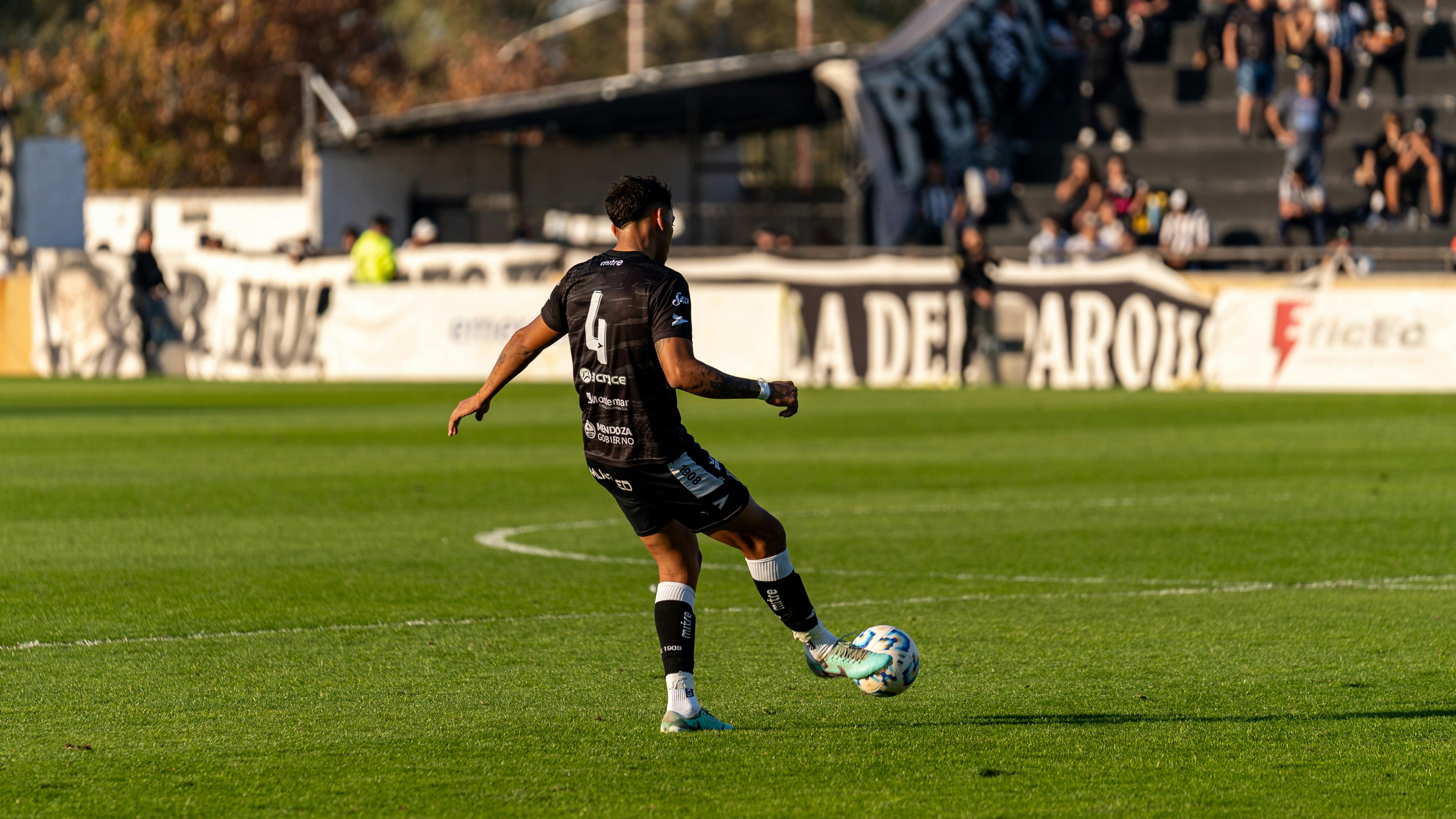 Football+Cold+Wallpapers Photos, Download The BEST Free Football+Cold ...