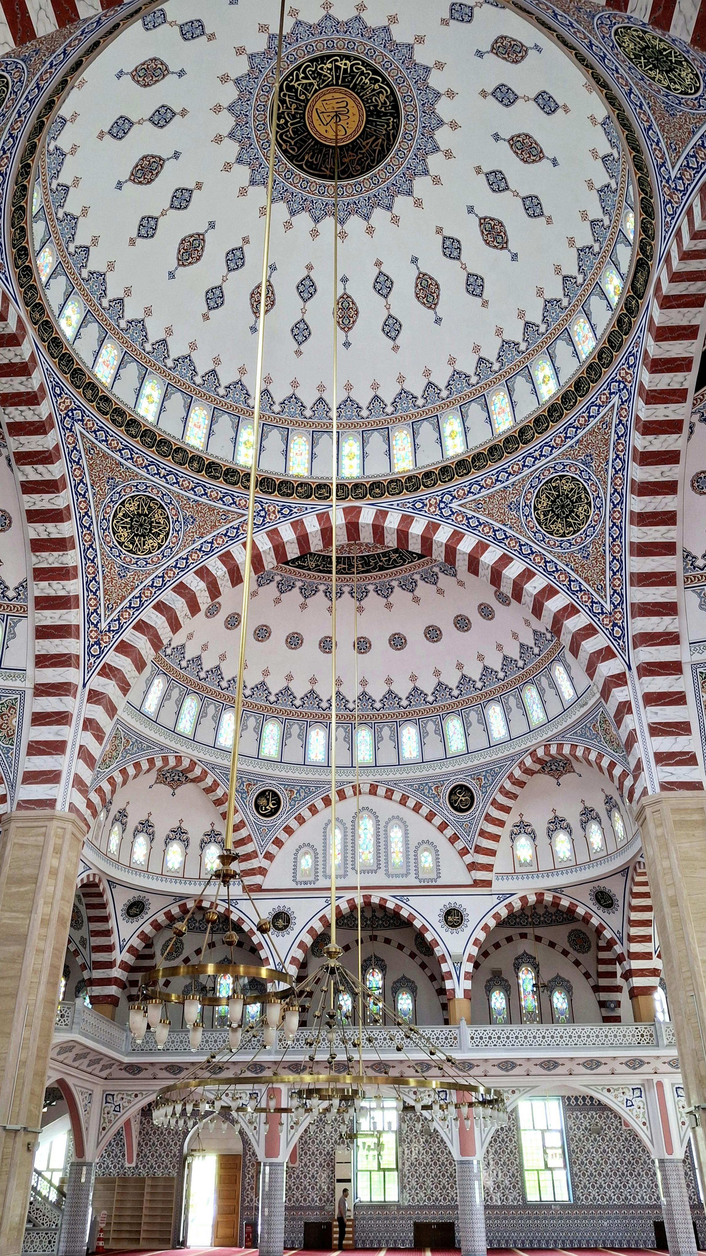 Intricate Islamic Mosque Dome Interior · Free Stock Photo