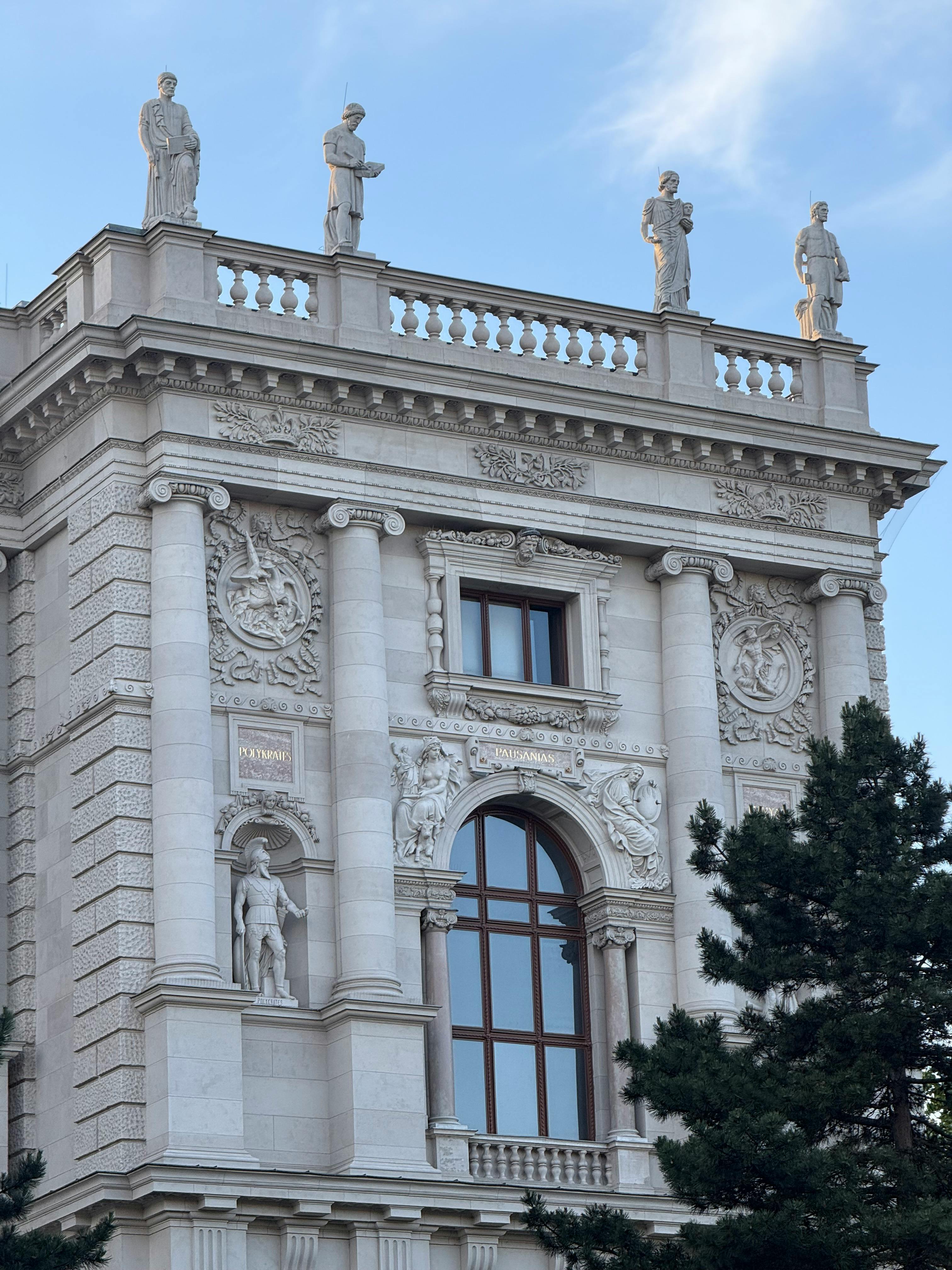 Historic Architectural Facade in Vienna · Free Stock Photo
